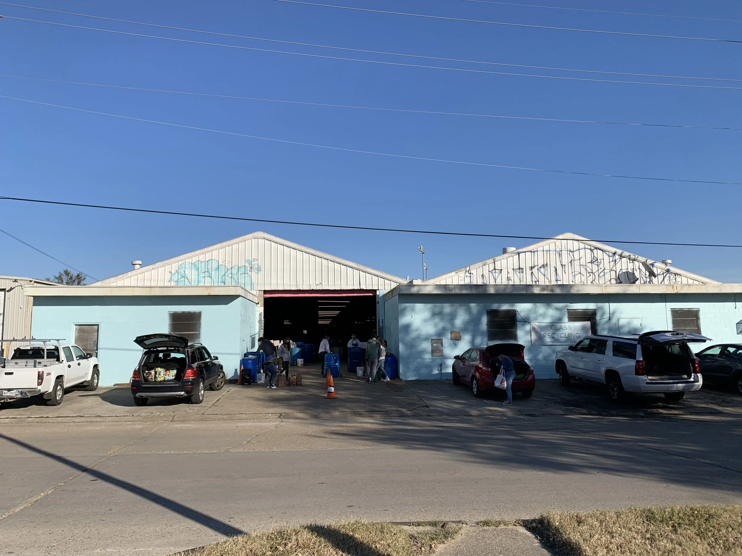 Free drop-off glass recycling drop-off in New Orleans — Glass Half Full