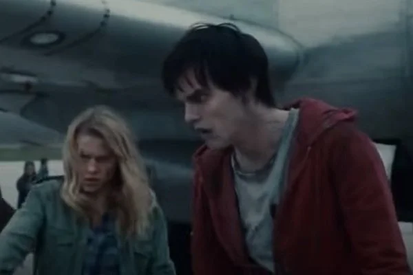 Warm Bodies (2013): How the warmhearted zombie comedy embraces survival ...