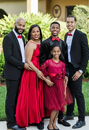 Alexander Thomas & Family — Thryv Therapeutics