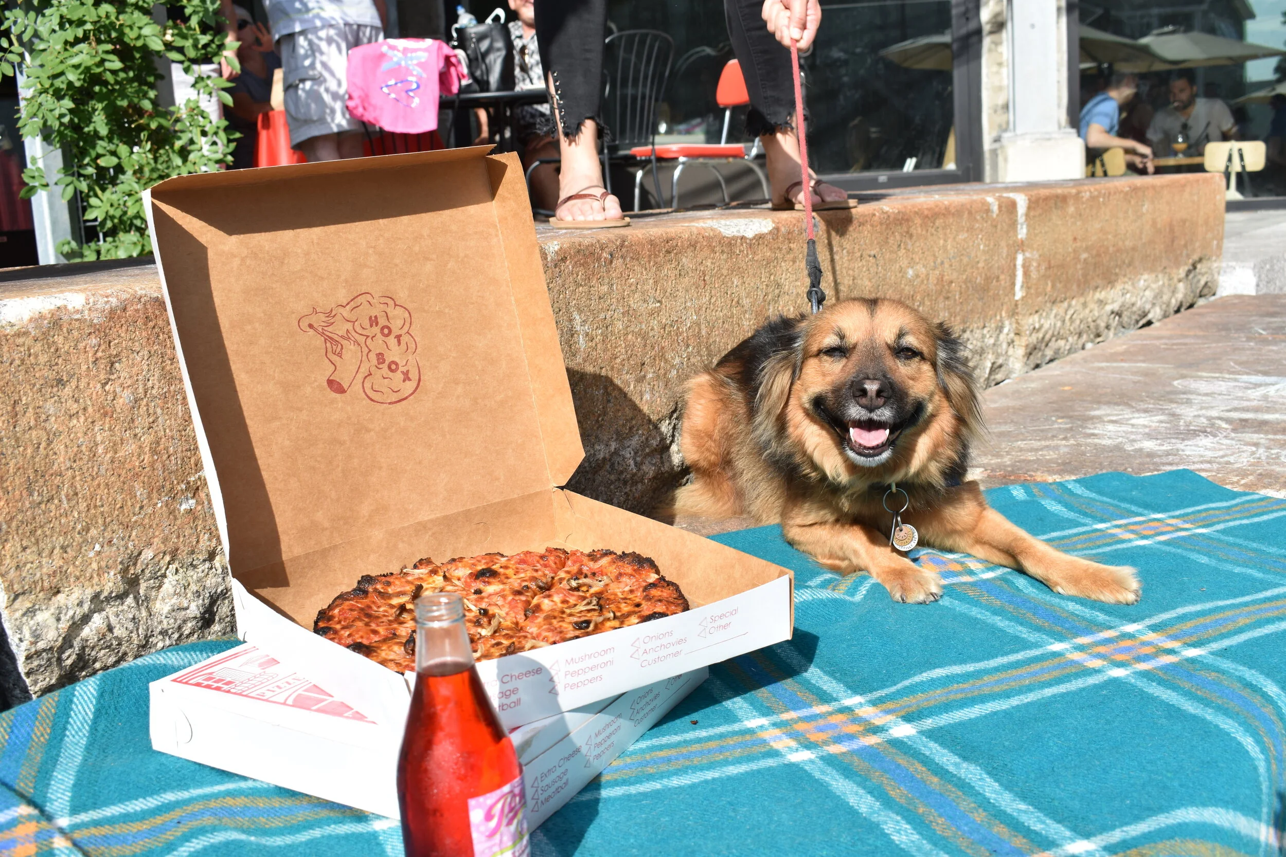 North Shore Roast Beef and South Shore Bar Pizza | Hot Box