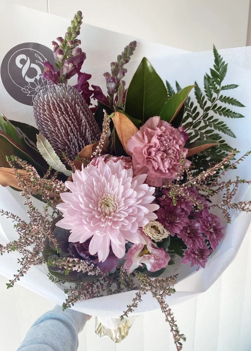 Fresh florals — Eight Stems