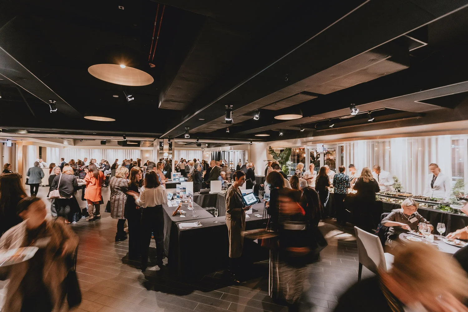 Joe U Photo | Stylish & Authentic Chicago Event Photography