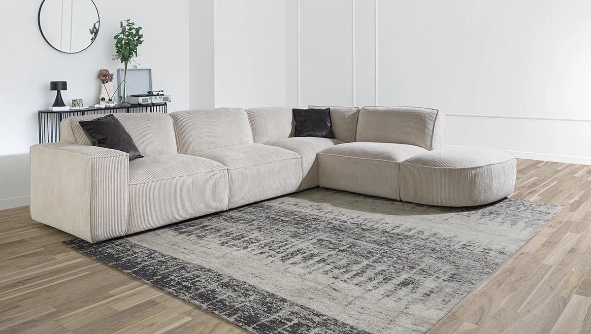 Hima — Belgian Furniture