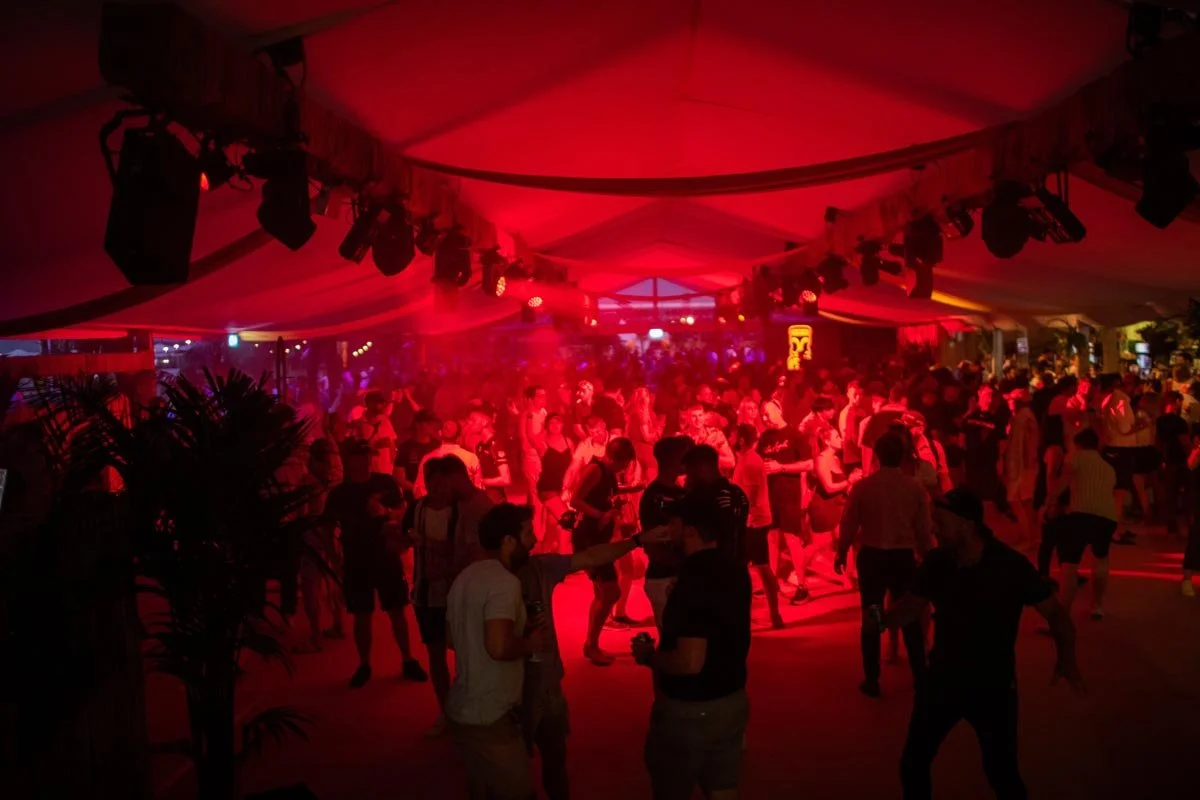 Mahiki Silverstone — Mahiki