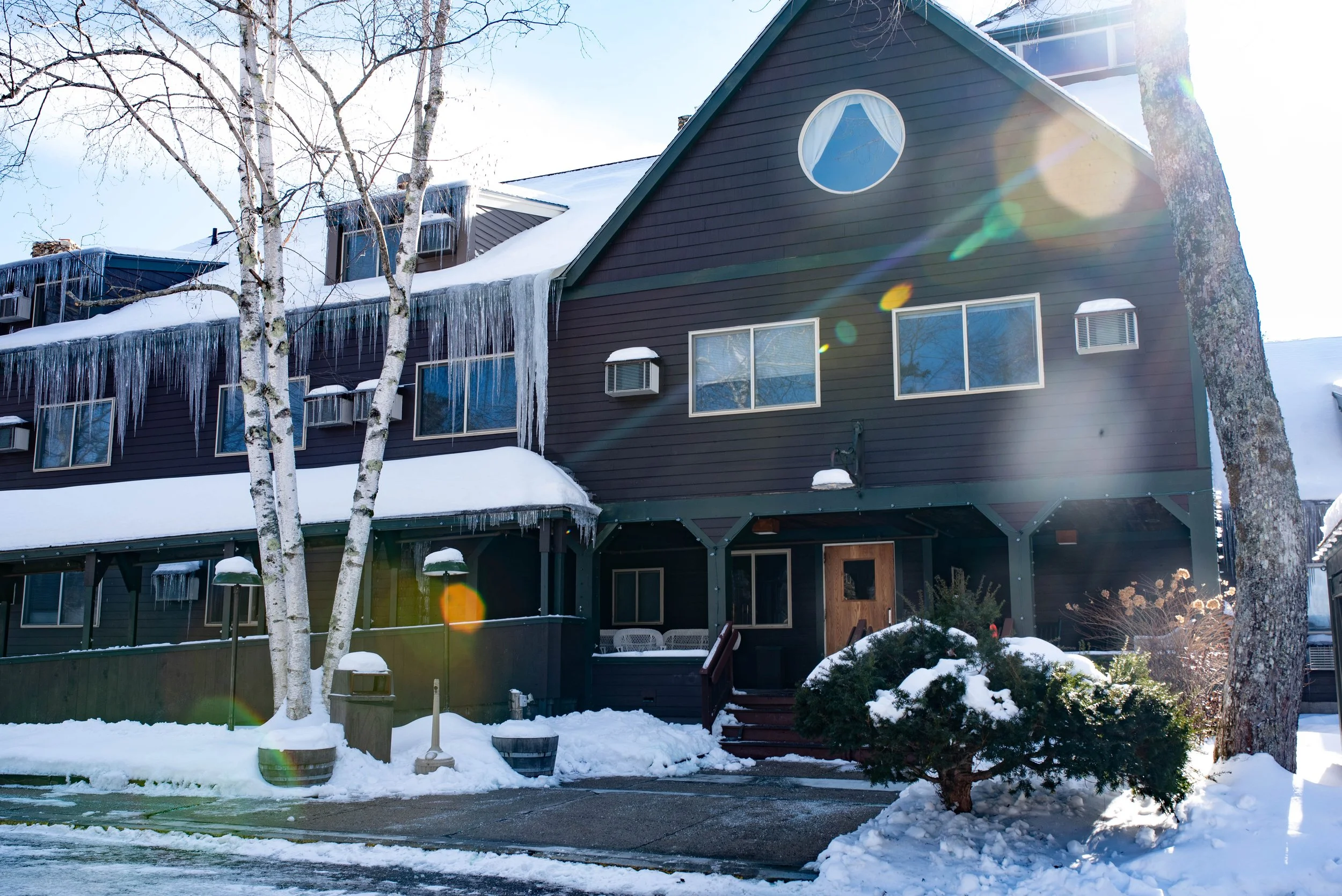 Snowy Owl Inn — Waterville Valley Resort Association