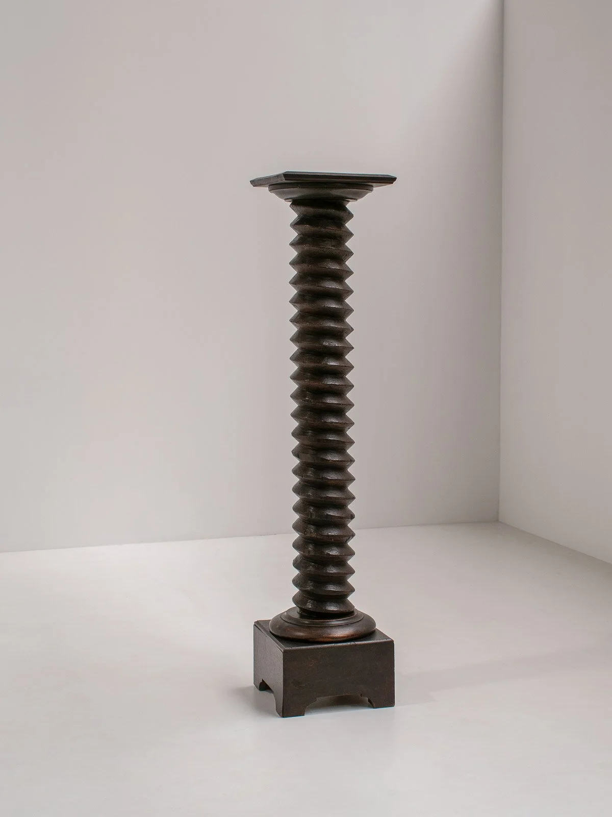 Large French Turned Oak Pedestal — DADDY DECO