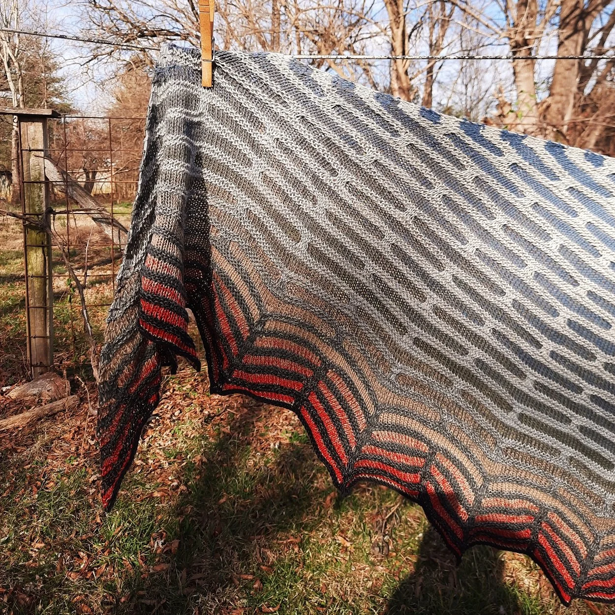 Yarn Kit in gradient cotton yarn for the Painting Bricks Shawl — Wolle ...