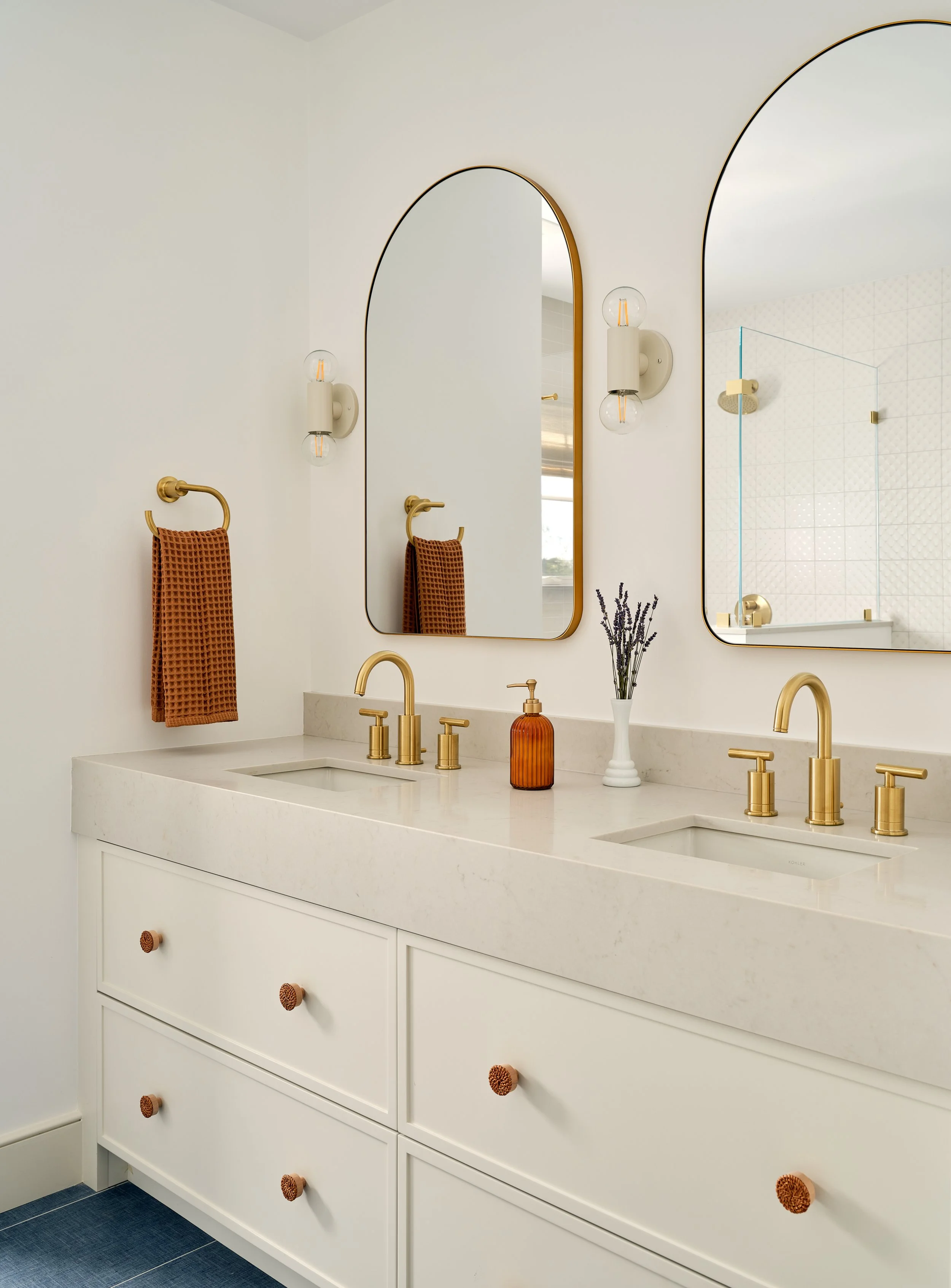 DENNIS BEACH HOUSE — Mend Interiors