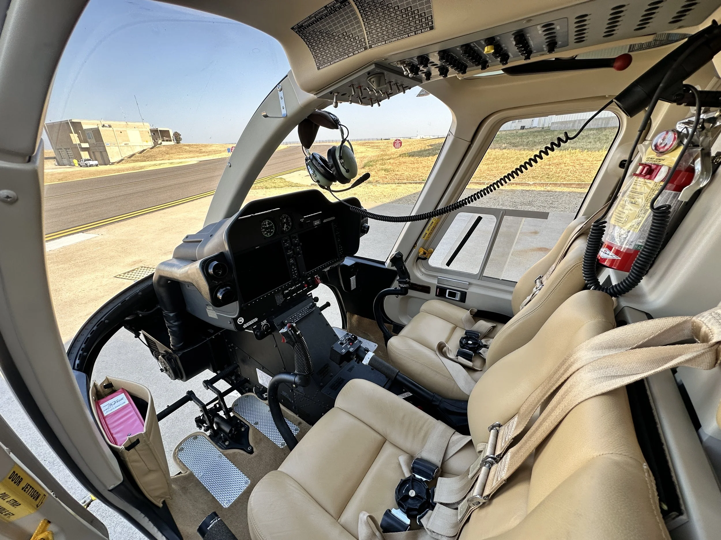 Bell 407GX — Helicopter Institute