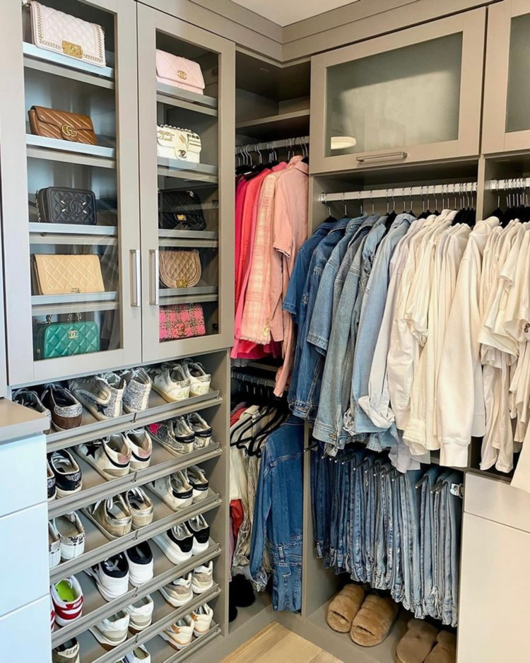 Guide to Seasonal Wardrobe Rotation — The Orderly Space