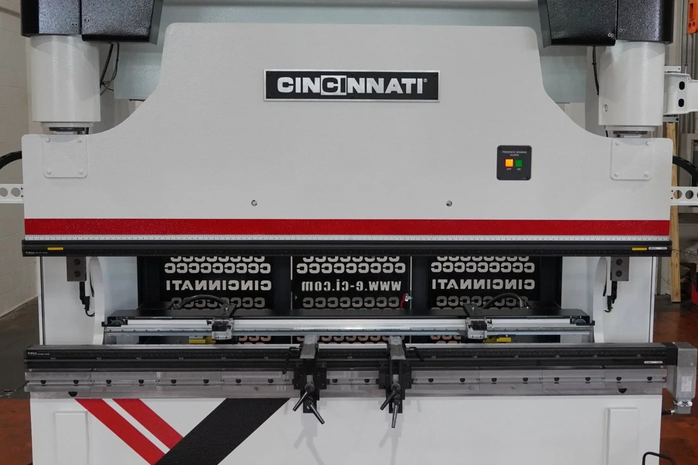 XFORM Press Brake | Hydraulic, Hybrid, Custom