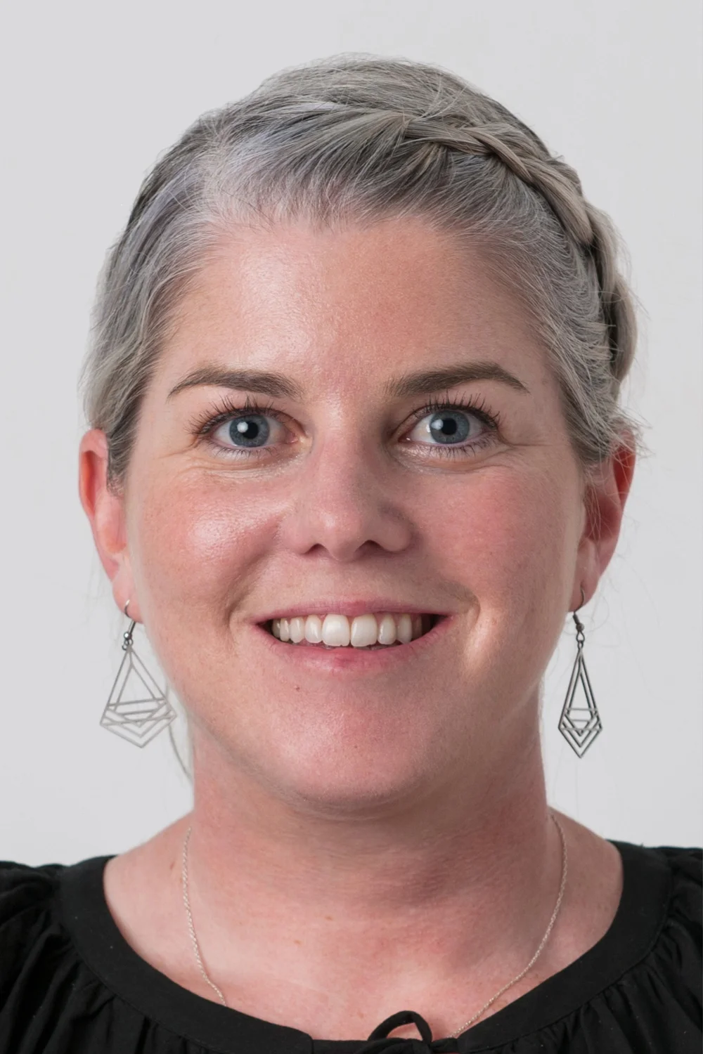 OUR PEOPLE — XP Relines