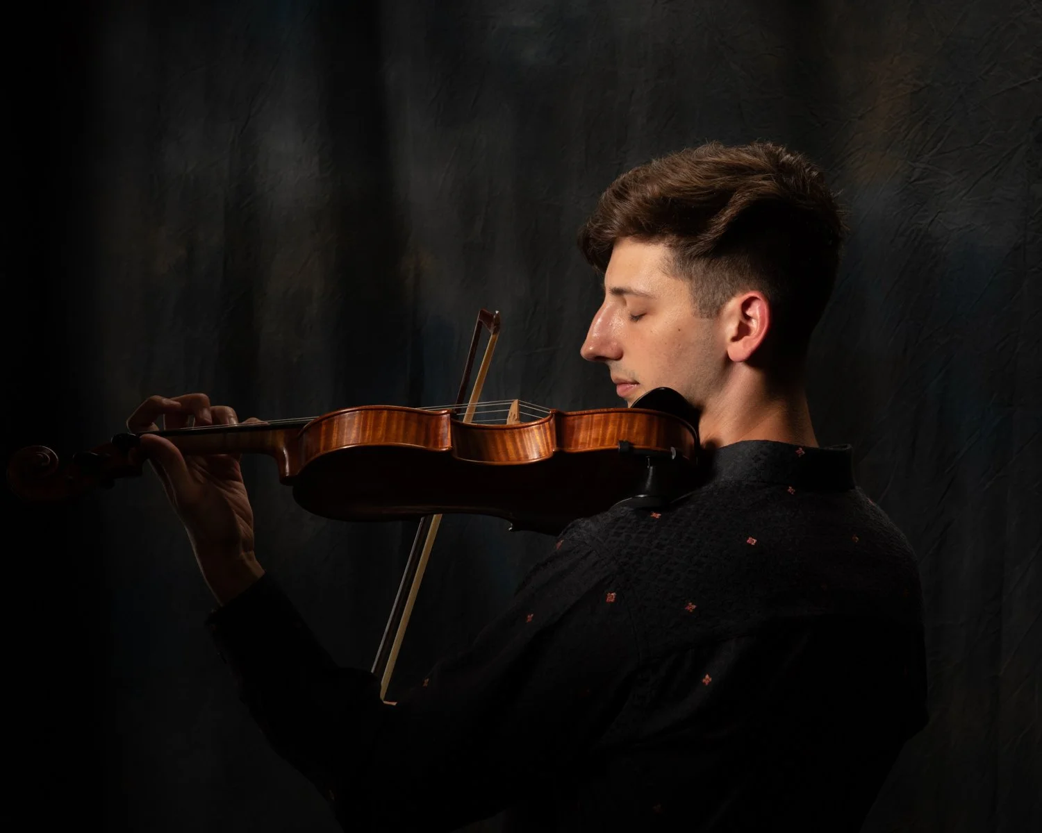 About — Chase Ward, Violin