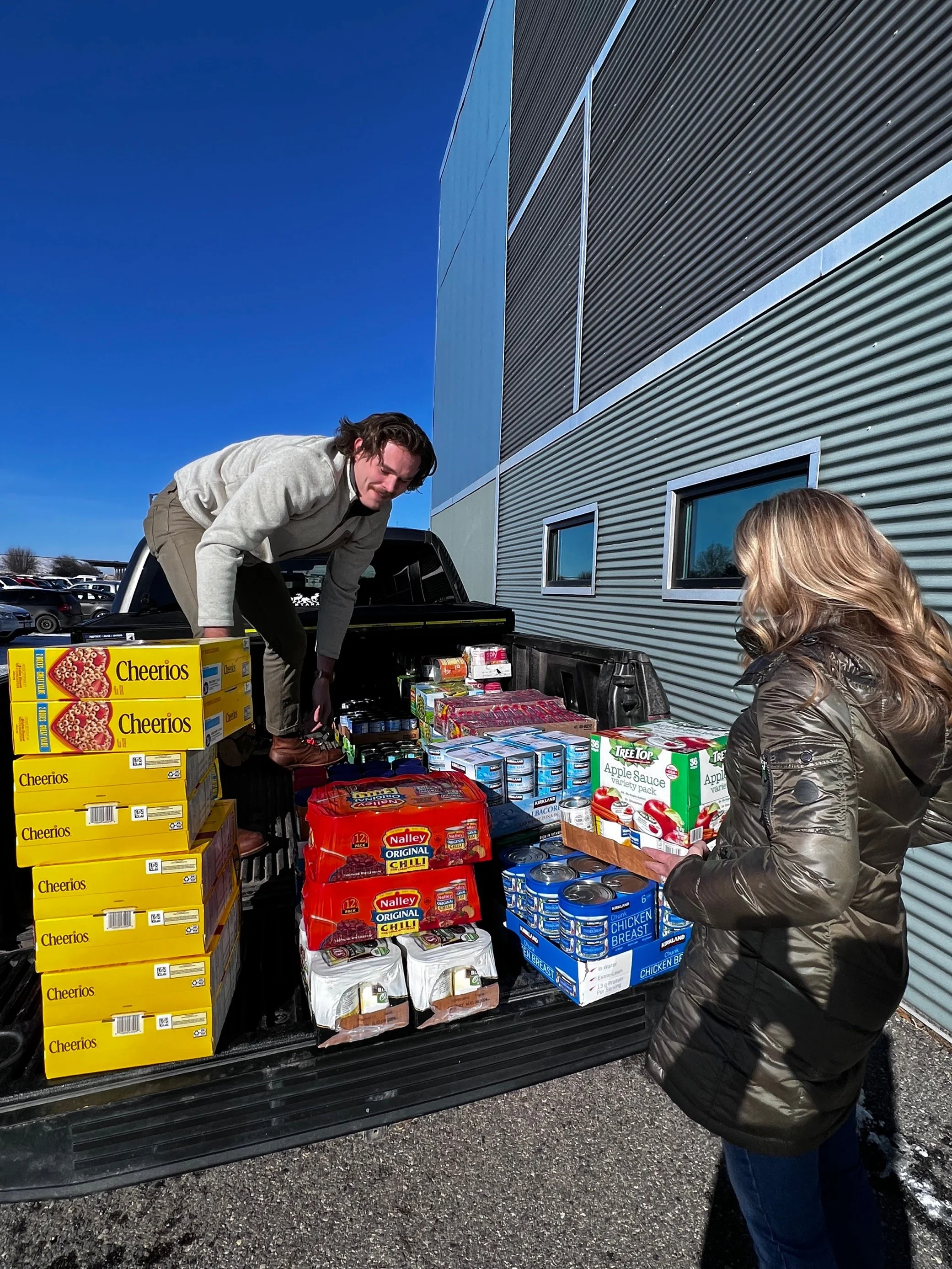 WealthVest Employees Work To Combat Food Insecurity — WealthVest