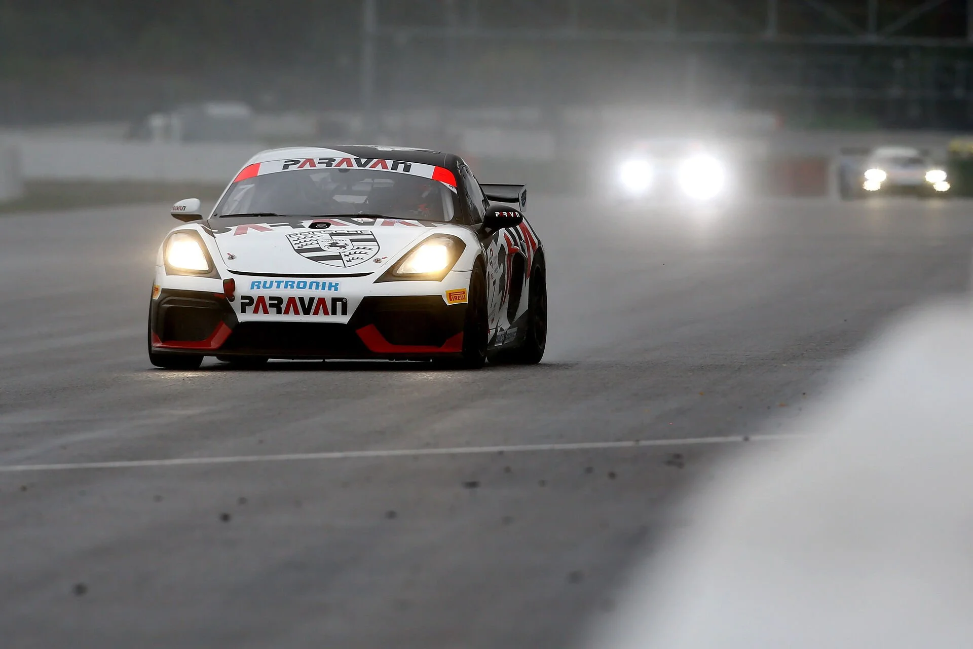 Virtual motorsport meets real world one-makes at Porsche Sports Car ...