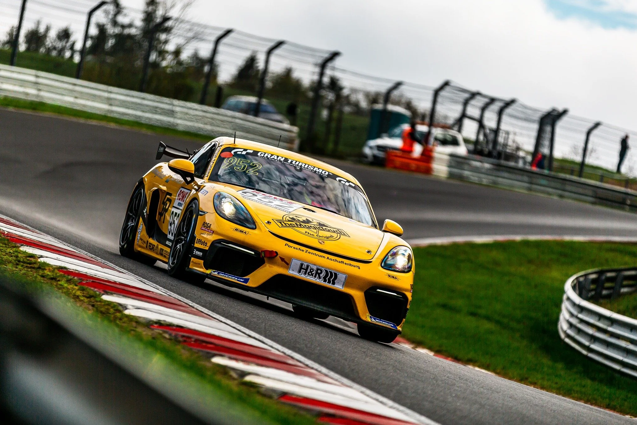 Smyrlis Racing aims for victory in Nürburgring long-distance series ...