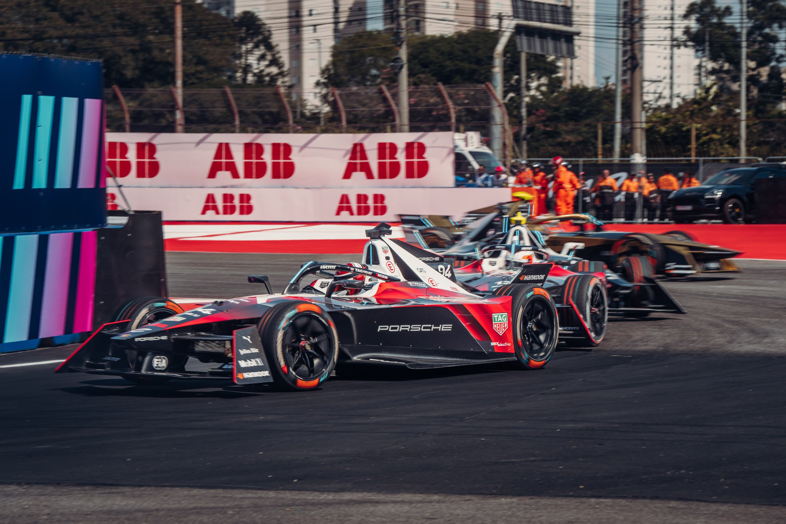 Porsche delivers strong team performance at the Formula E race in São ...