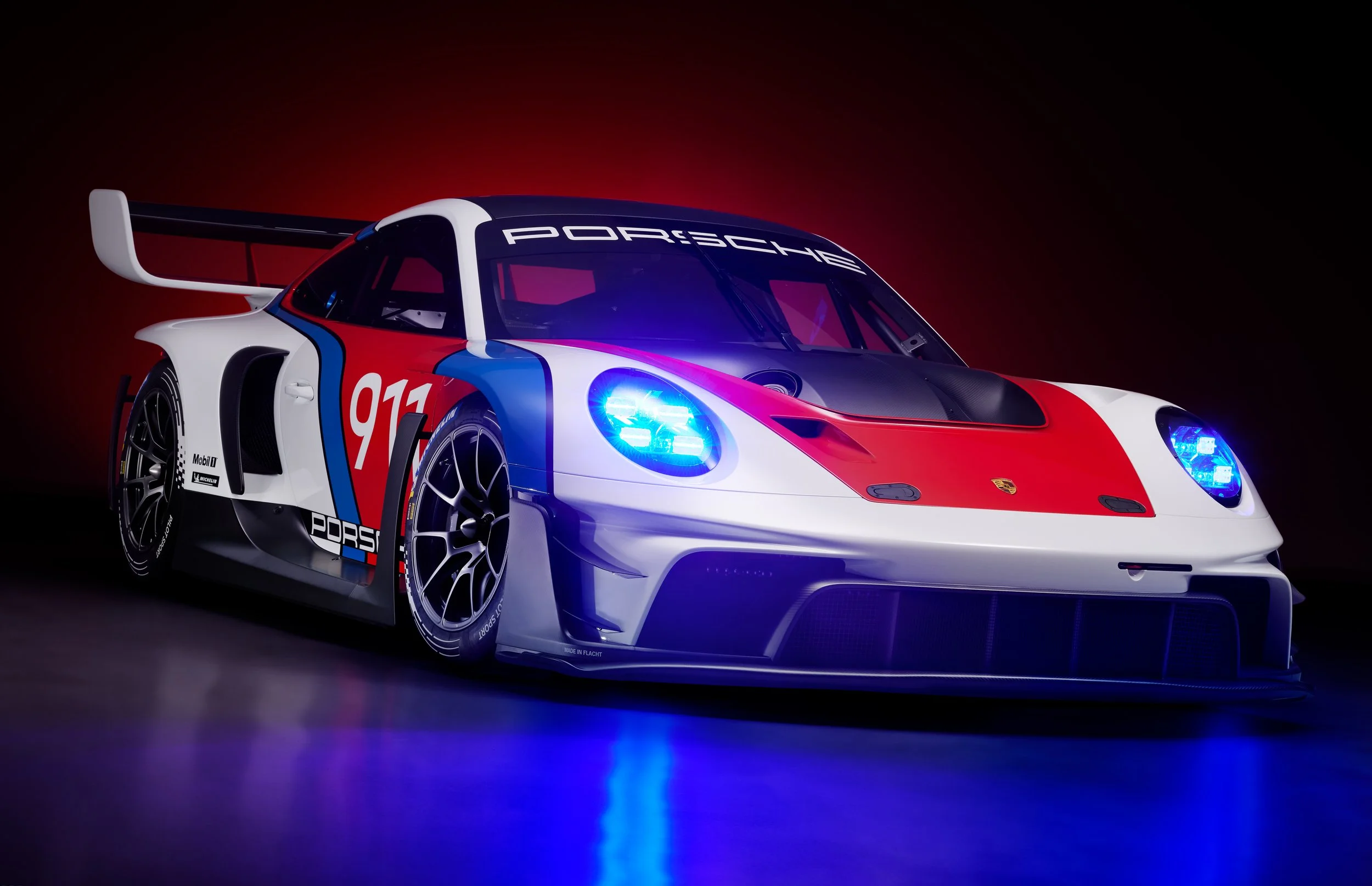Exclusive design, best performance: the new Porsche 911 GT3 R rennsport ...