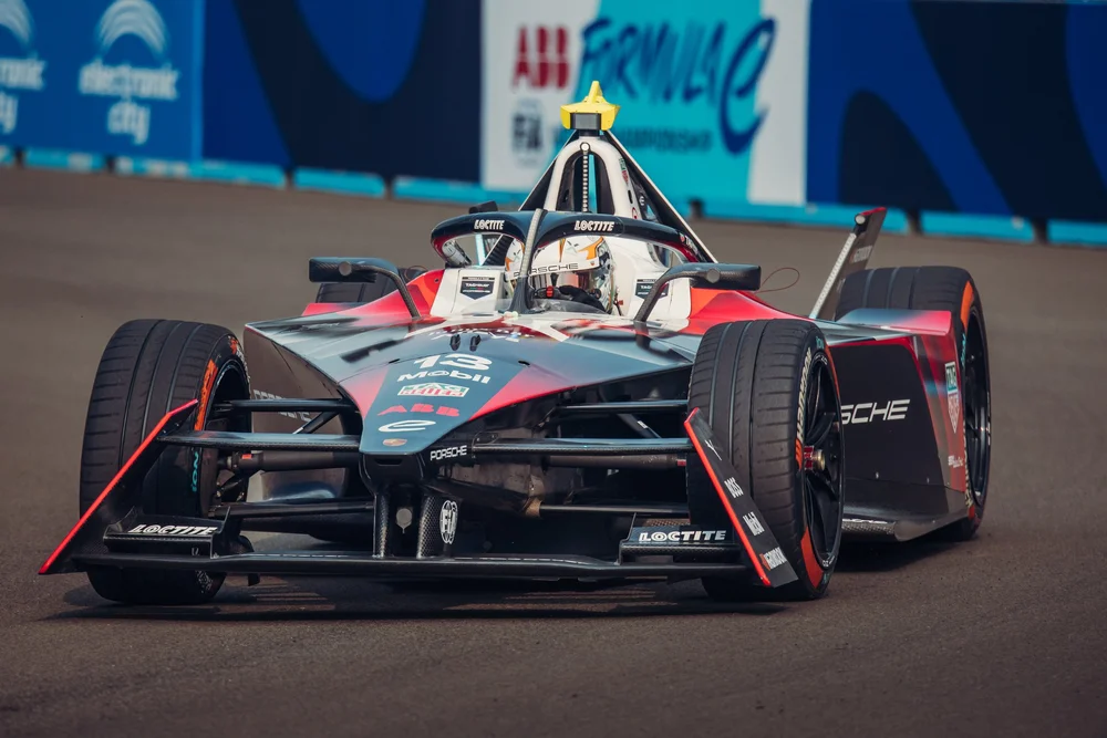 Porsche extends its Formula E commitment — PorscheSport | Latest ...