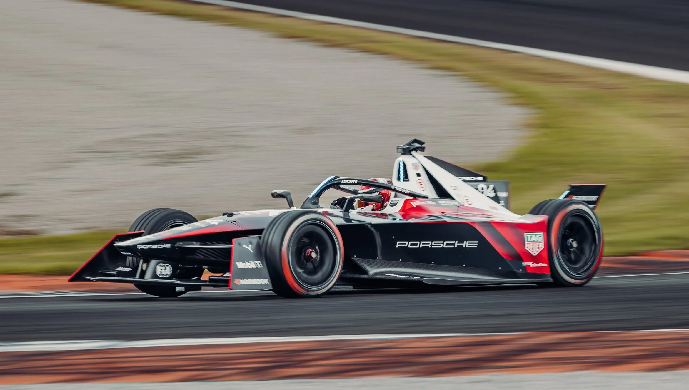 Four Porsche 99X Electric take up the title hunt in Formula E ...