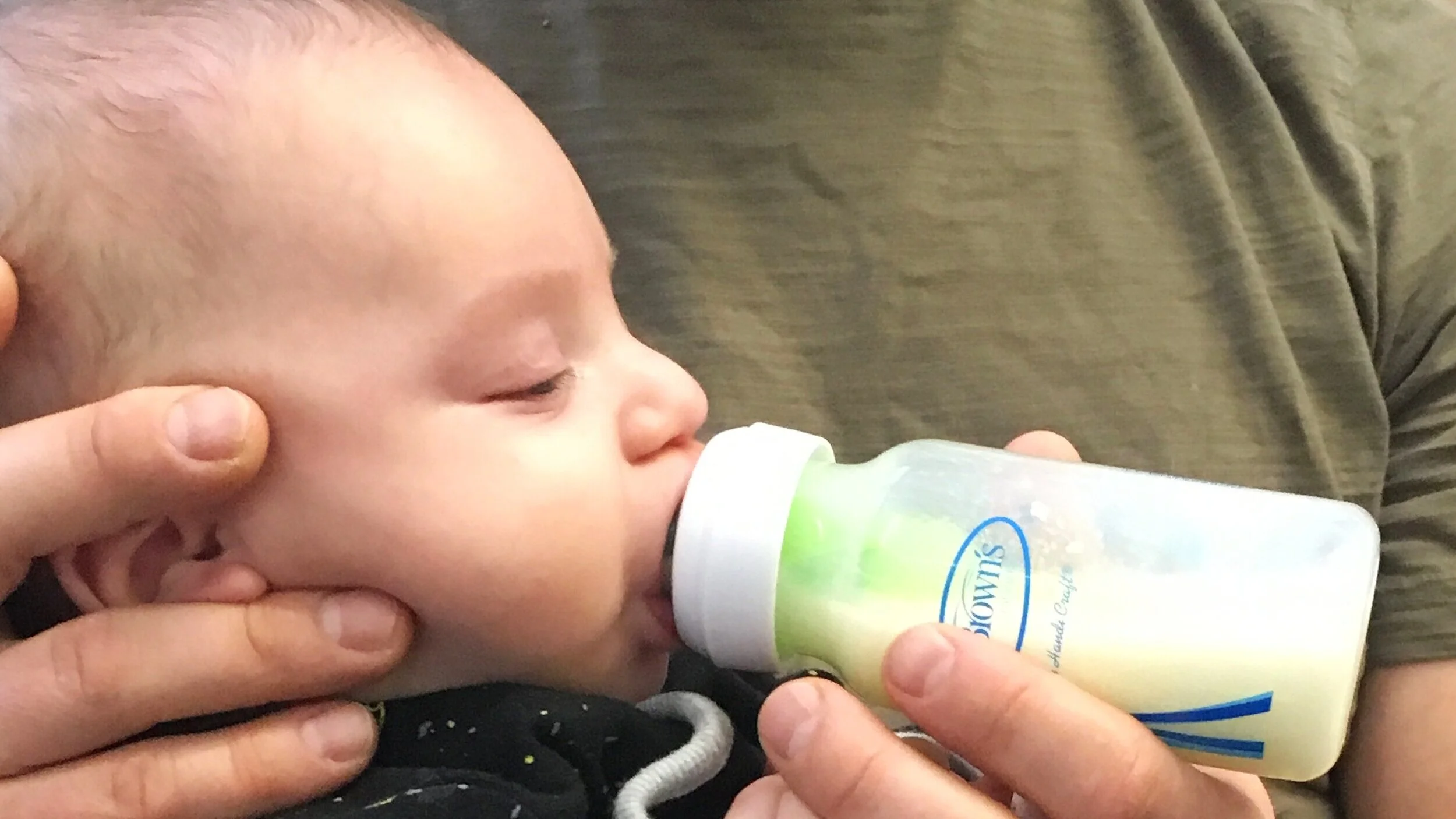 Infant-led, Paced Bottle Feeding — Lactation Care (Canada) | Official Page