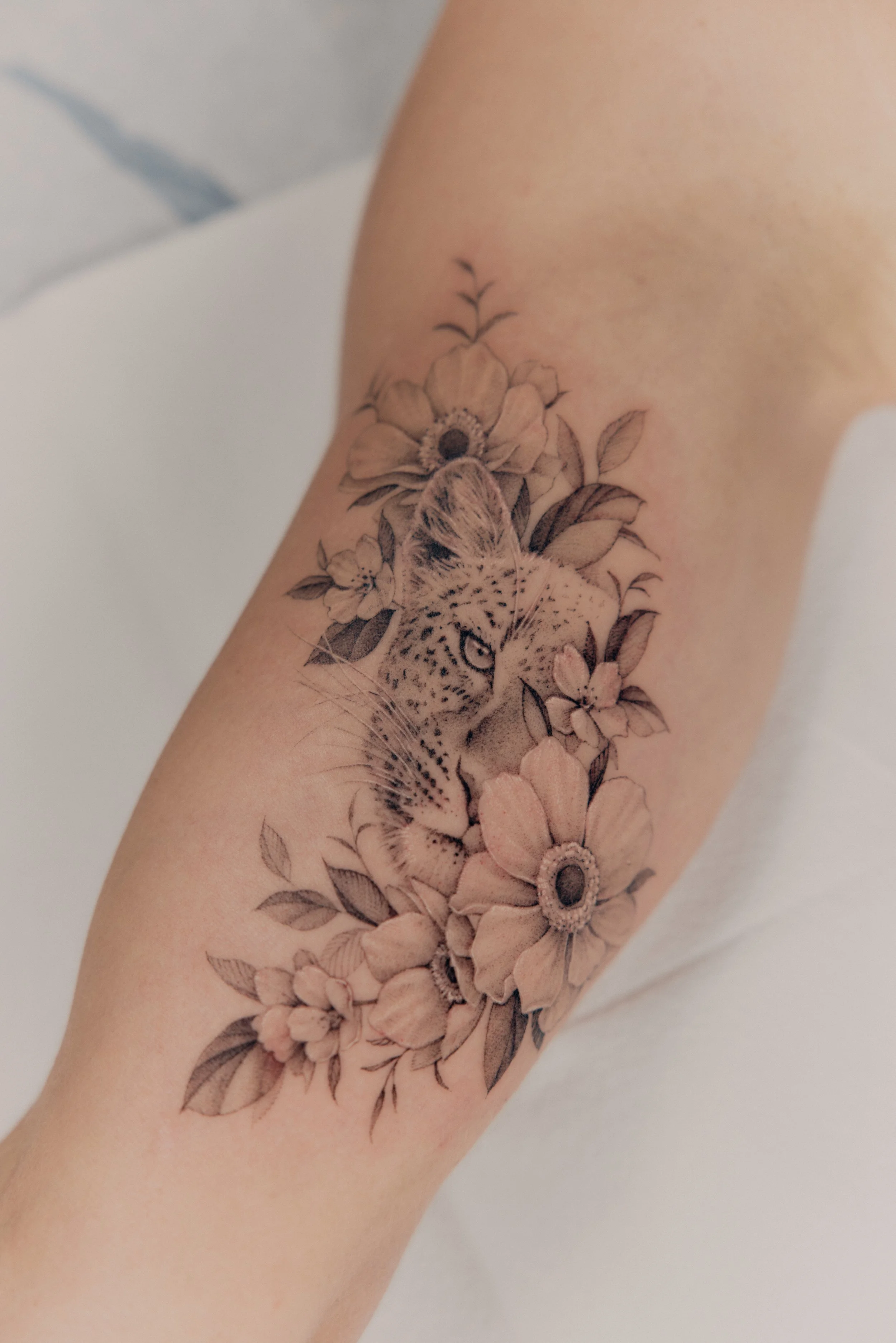 Micro Realism Tattoos in Williamsburg Brooklyn | Atelier Eva