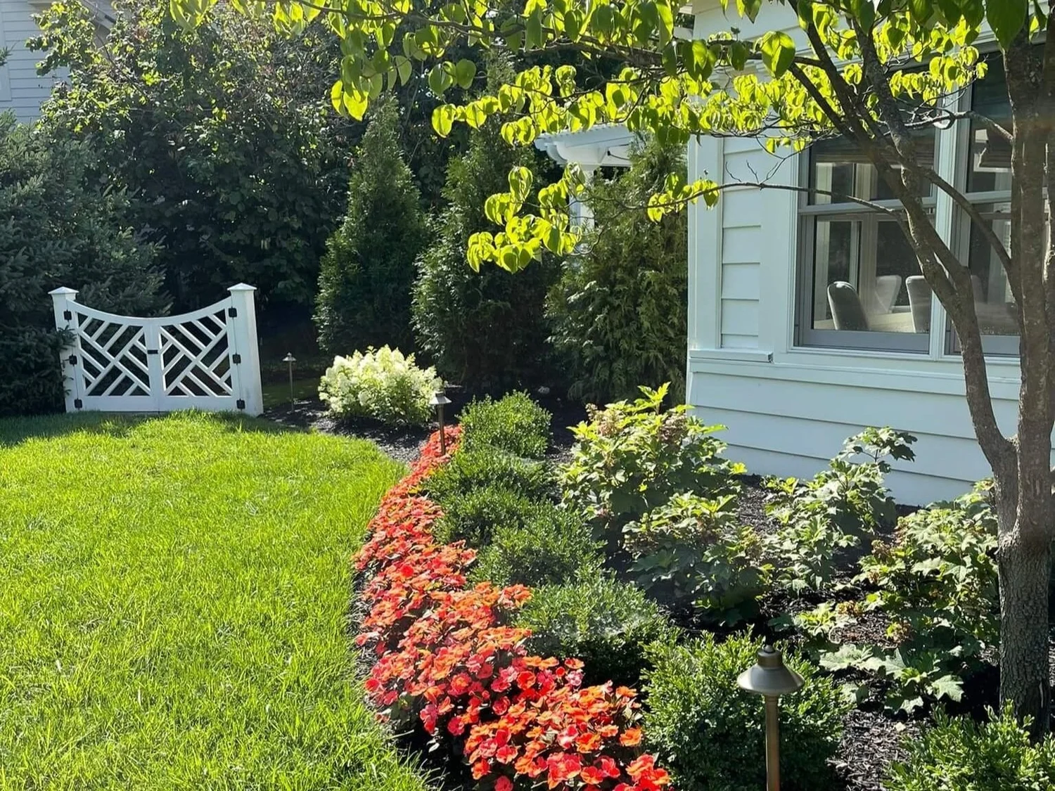 Landscaping, Backyard & Landscape Design in Upper Arlington, Grandview ...