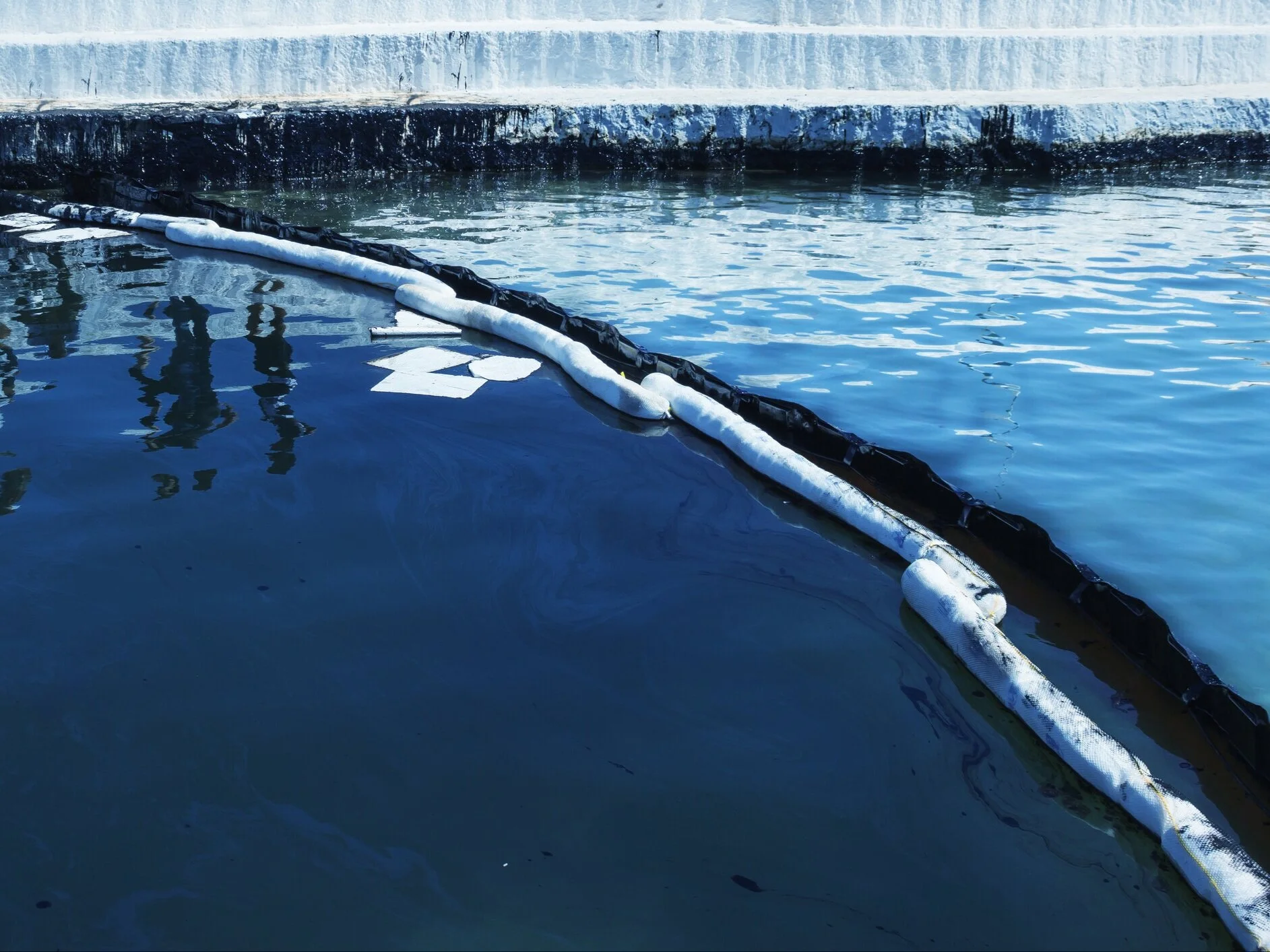 Carriff: Spill Containment