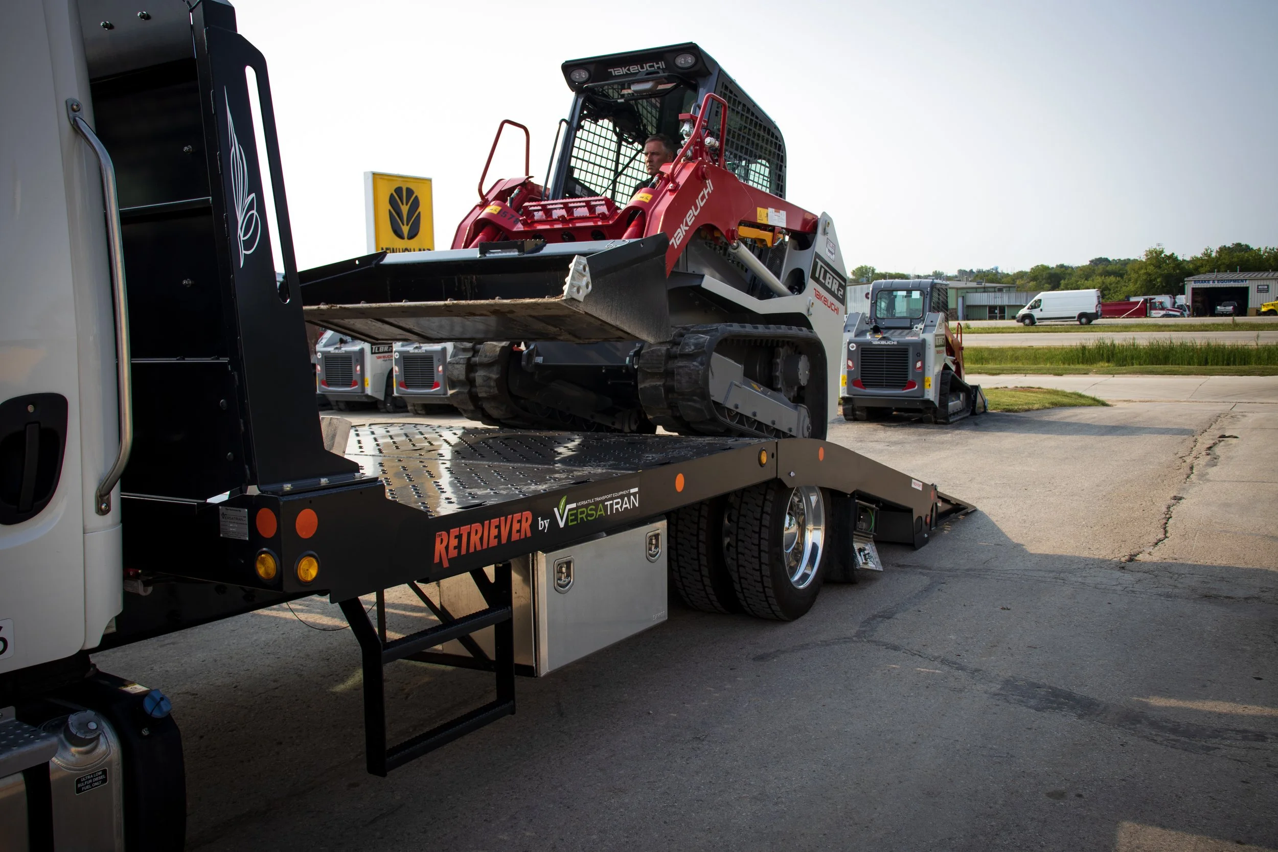 Versatran - Home of the Retriever