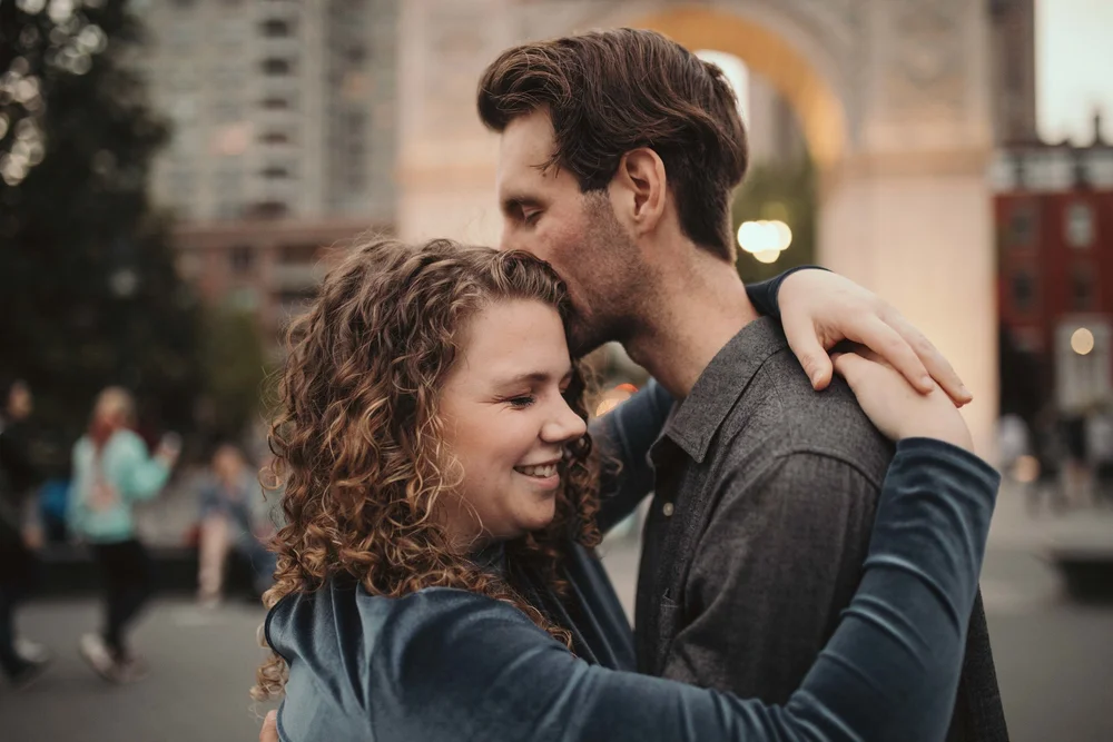 Hanna + Kyle | Washington Square Park Couple Session — Jessica Whitaker