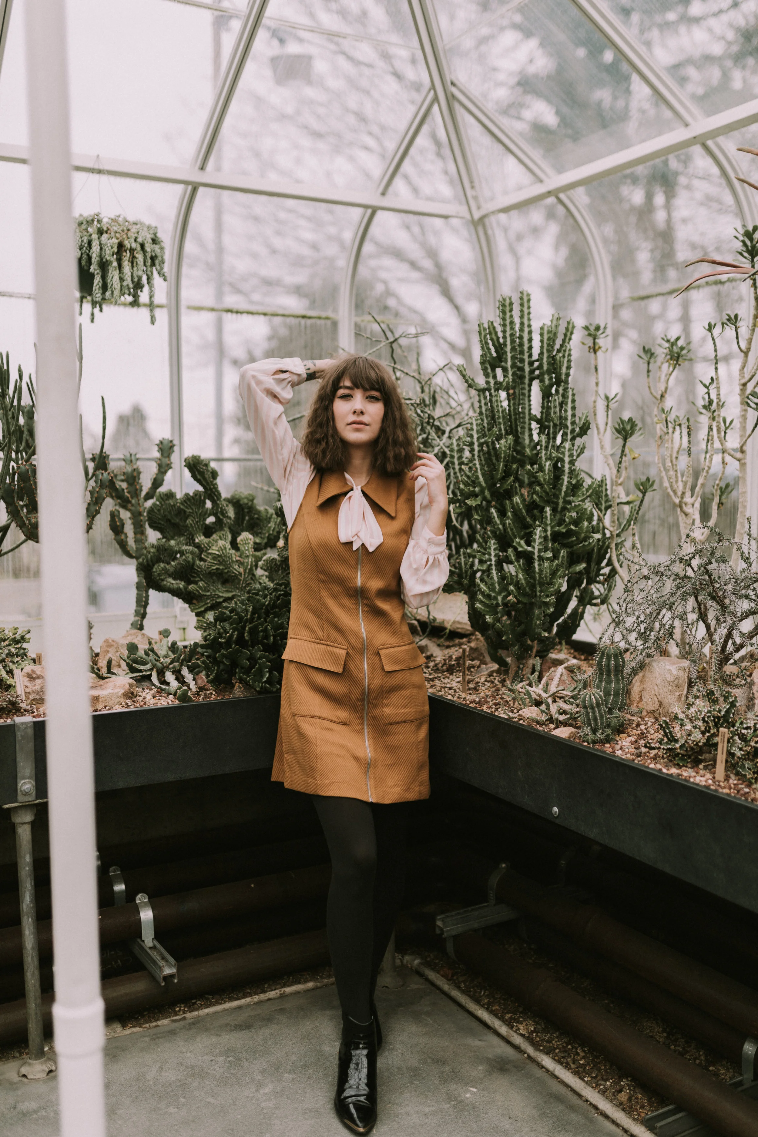 70'S GREENHOUSE PORTRAITS | behind the scenes video — Jessica Whitaker