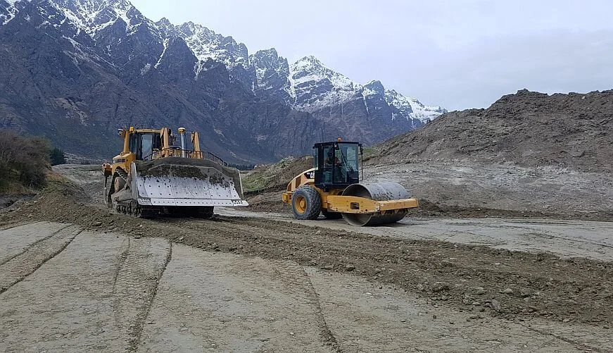 EARTHWORKS — GeoSolve