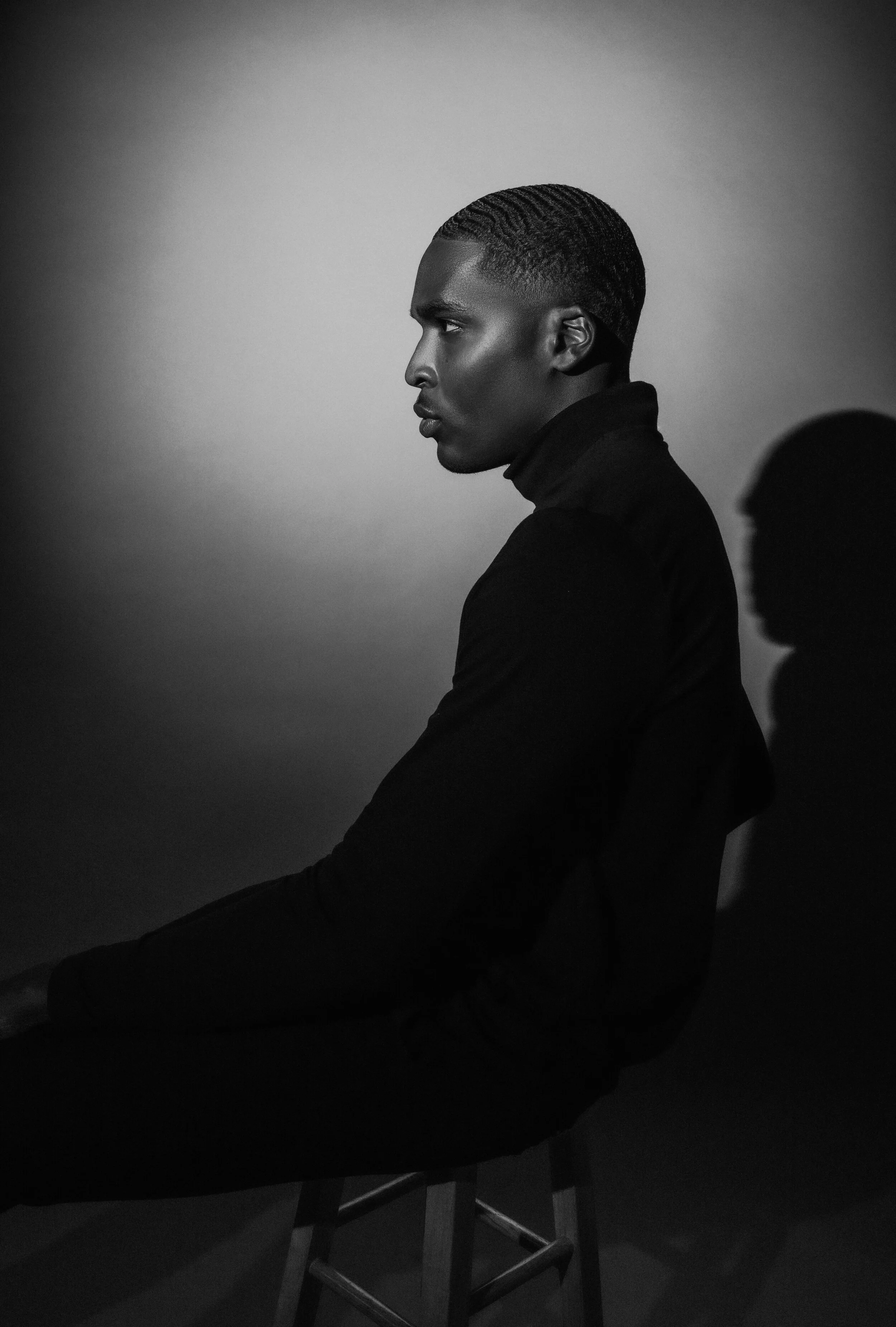 Desmondo — BLAIR J MEADOWS