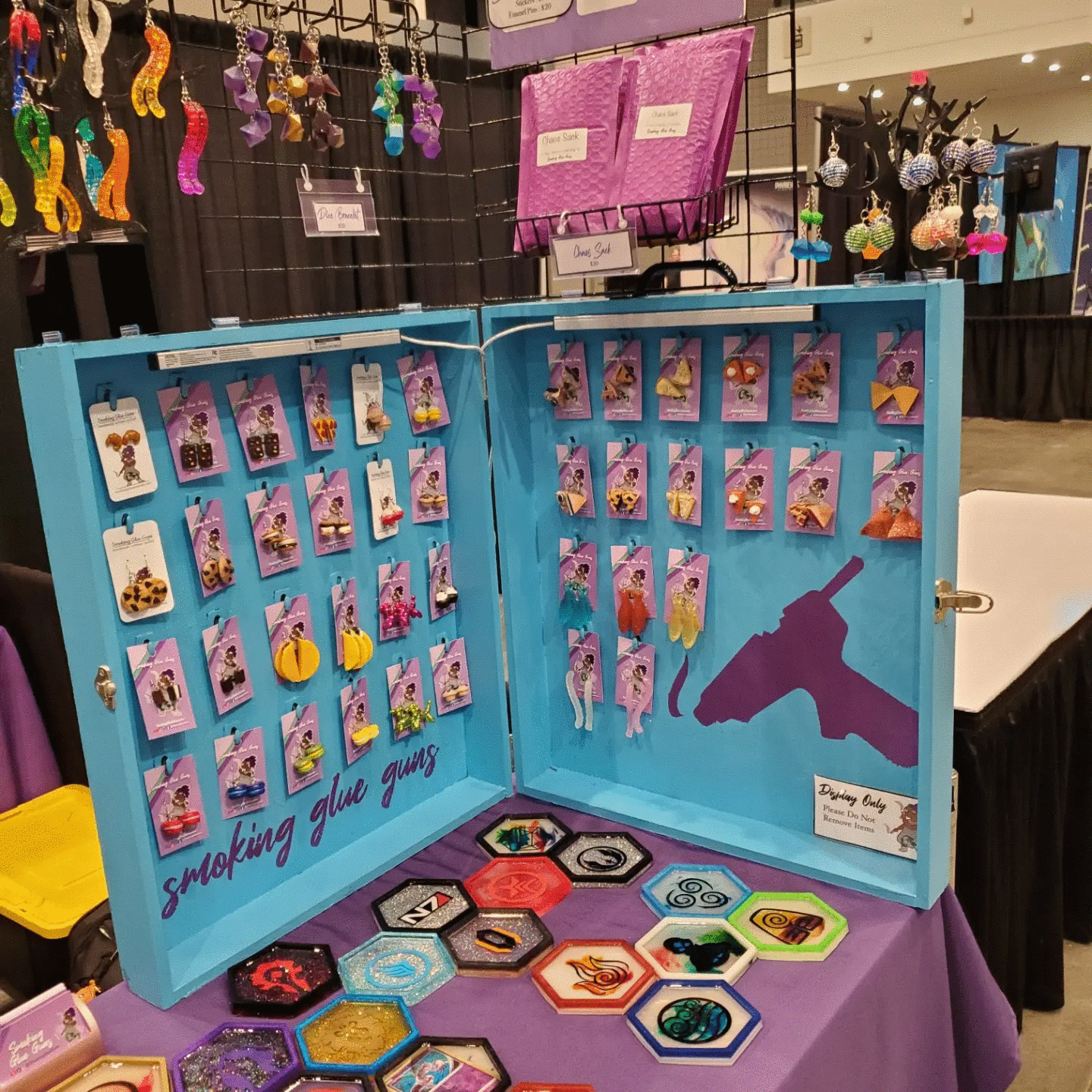 Booth Layout — Smoking Glue Guns