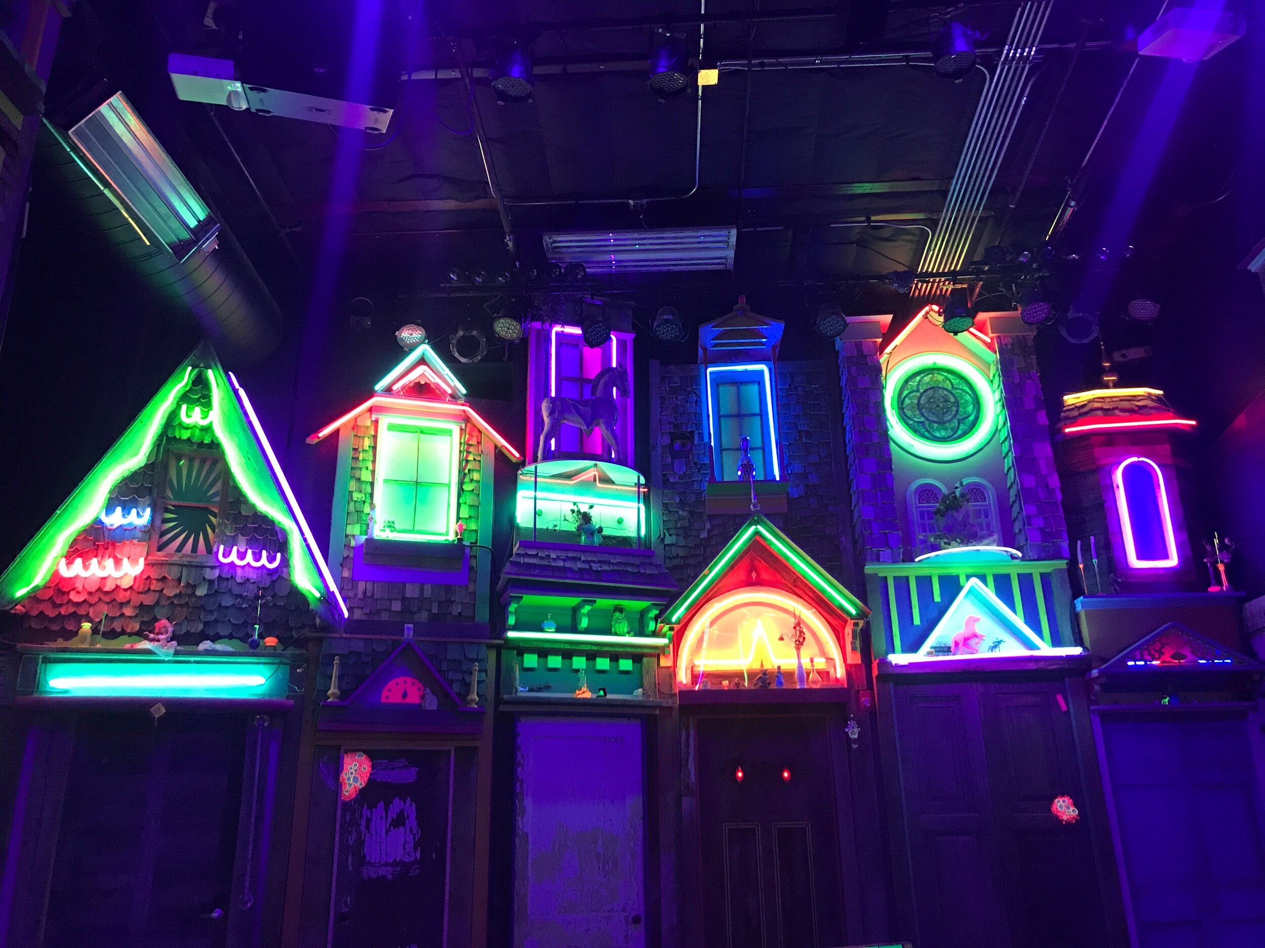 10 photos inside Meow Wolf’s House of Eternal Return in Santa Fe ...