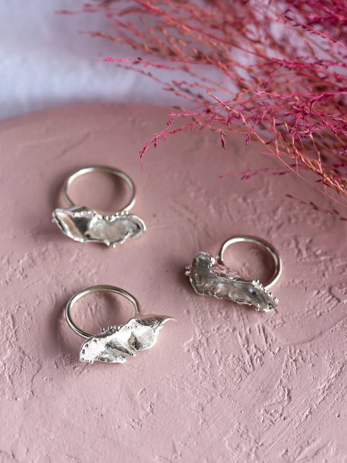 Medium Clam ring — Emma Field