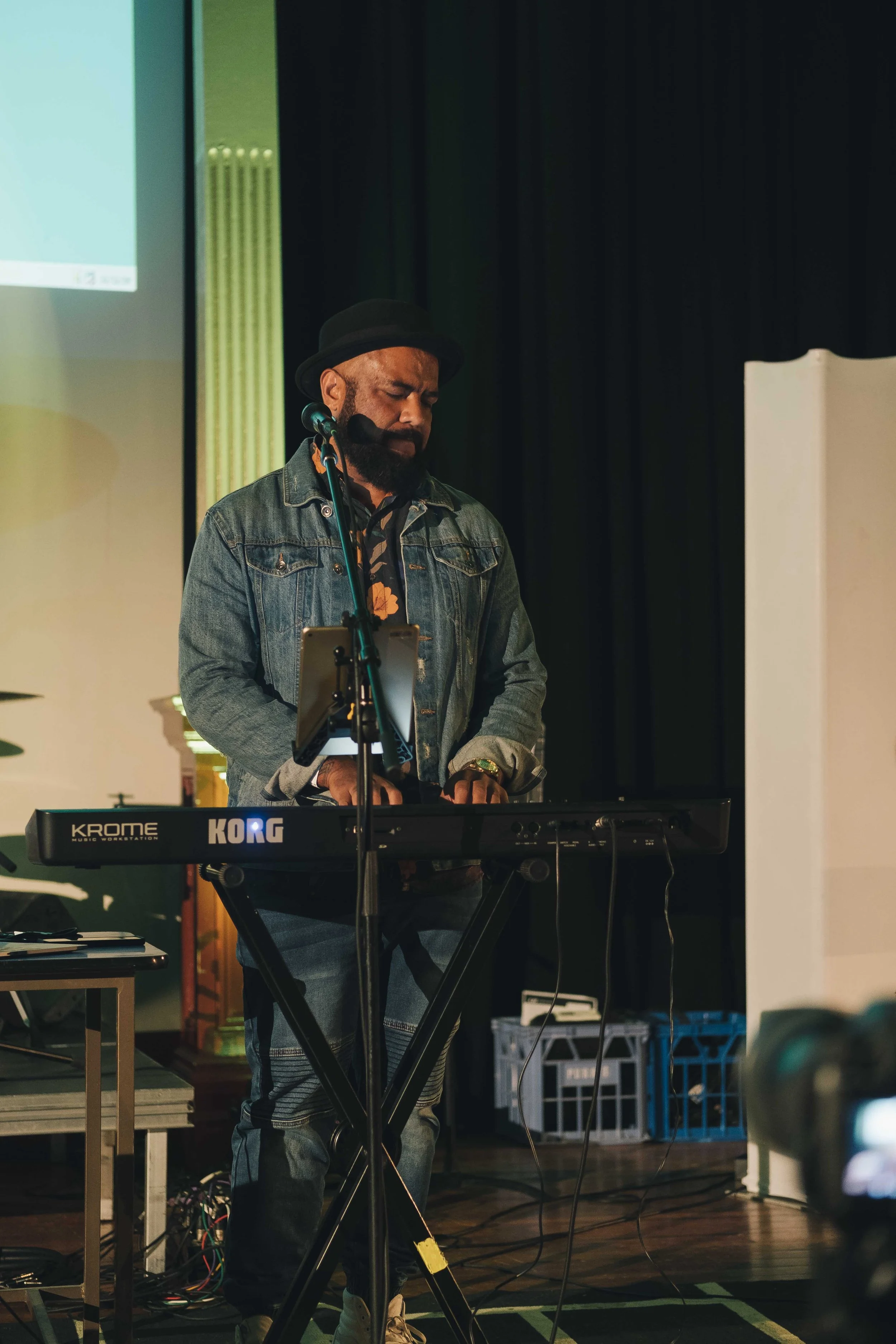 Kupka's Piano — dots+loops