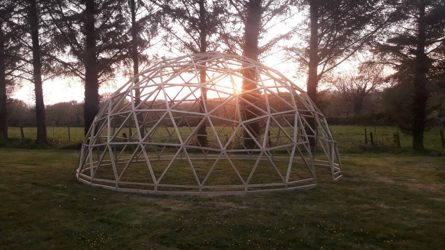 5v 8m Diameter Geodesic Dome — Snowdon Domes