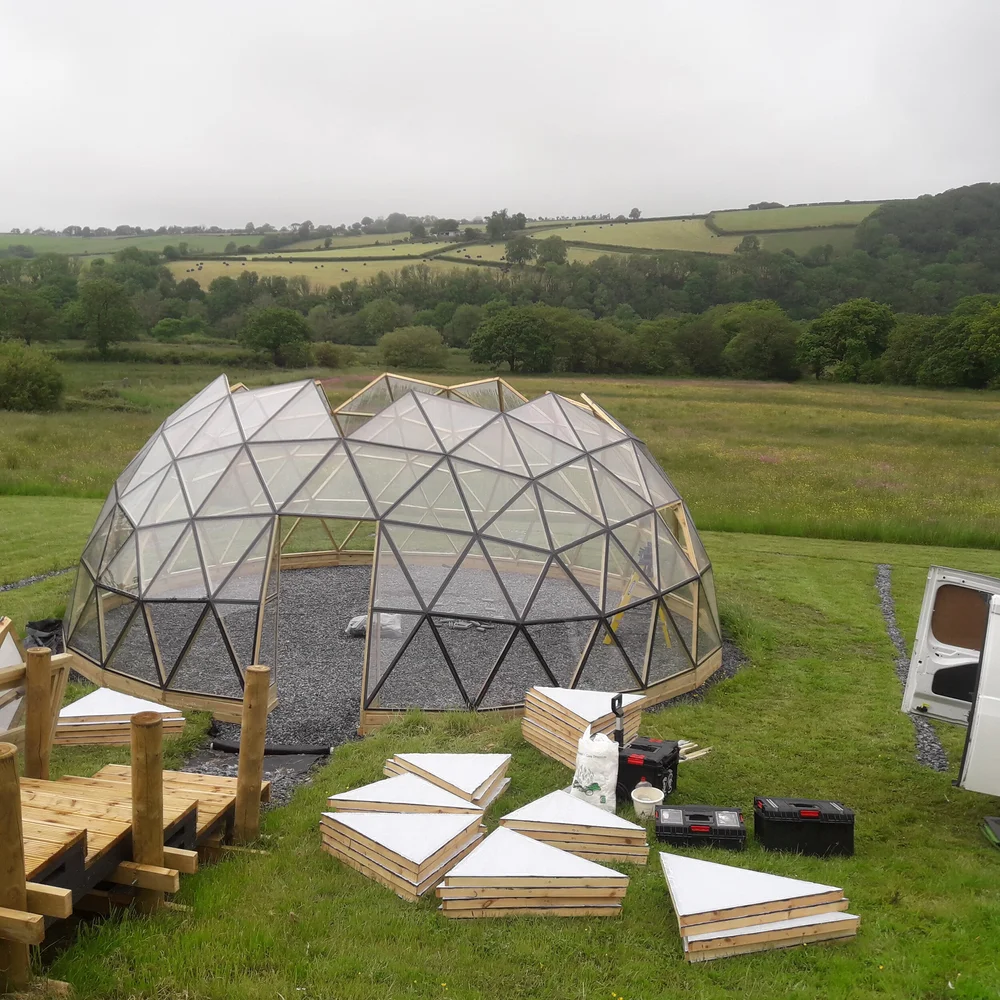 Debbies Dome - 5v 8m Diameter Geodesic Dome - Polycarbonate Glass ...