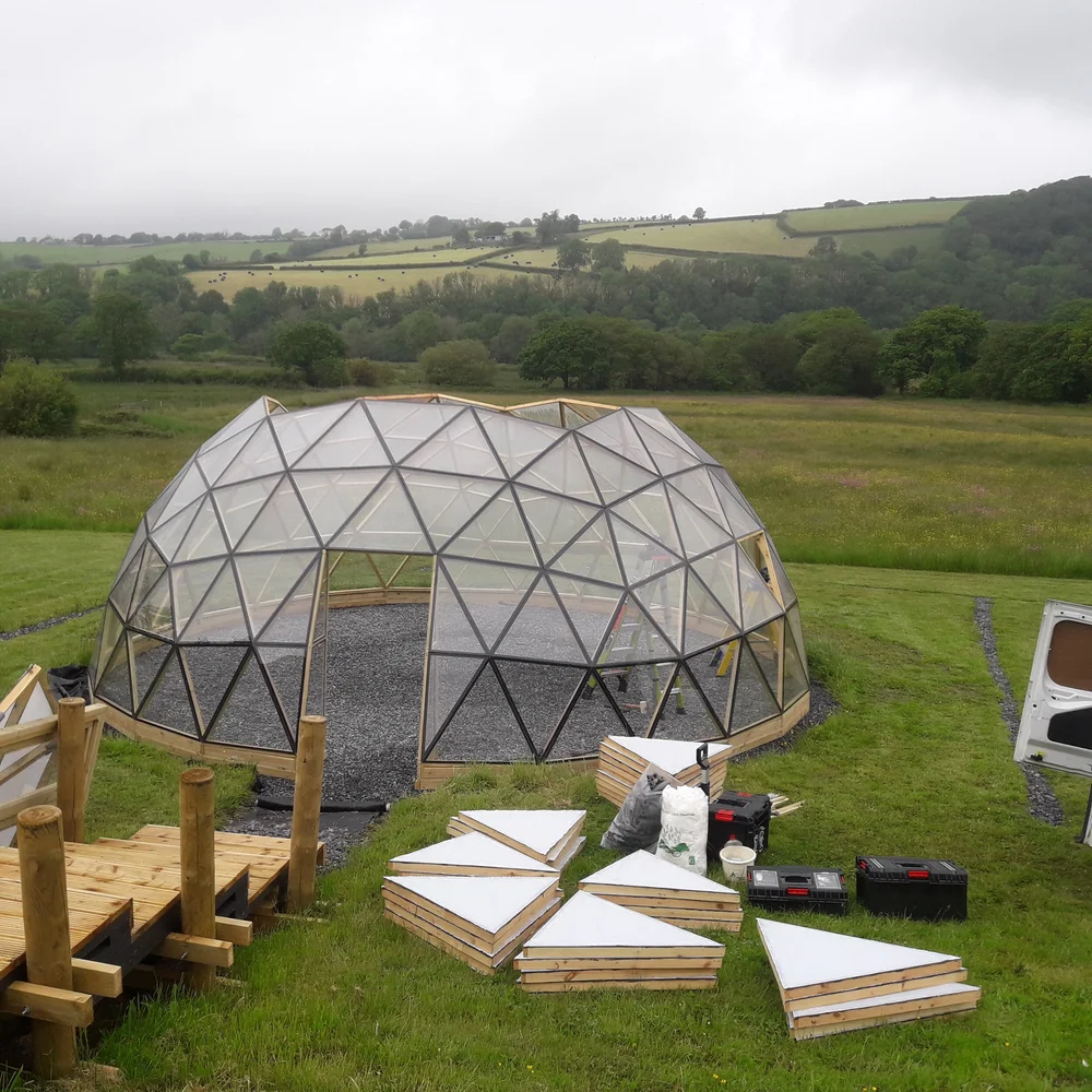 Debbies Dome - 5v 8m Diameter Geodesic Dome - Polycarbonate Glass ...