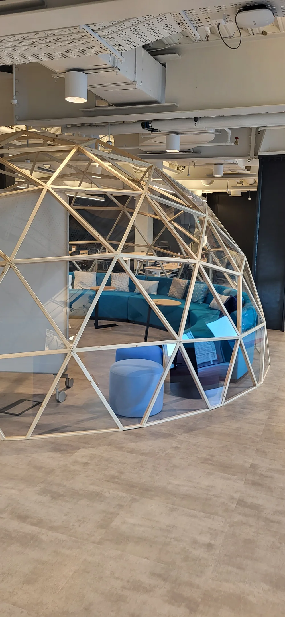 Snowflake Office Dome — Snowdon Domes