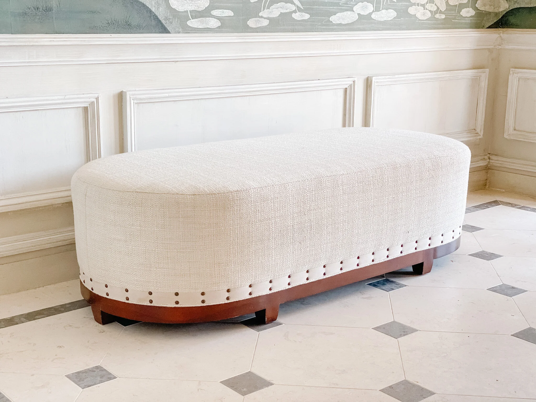 BENCHES — Mrs. Howard Personal Shopper