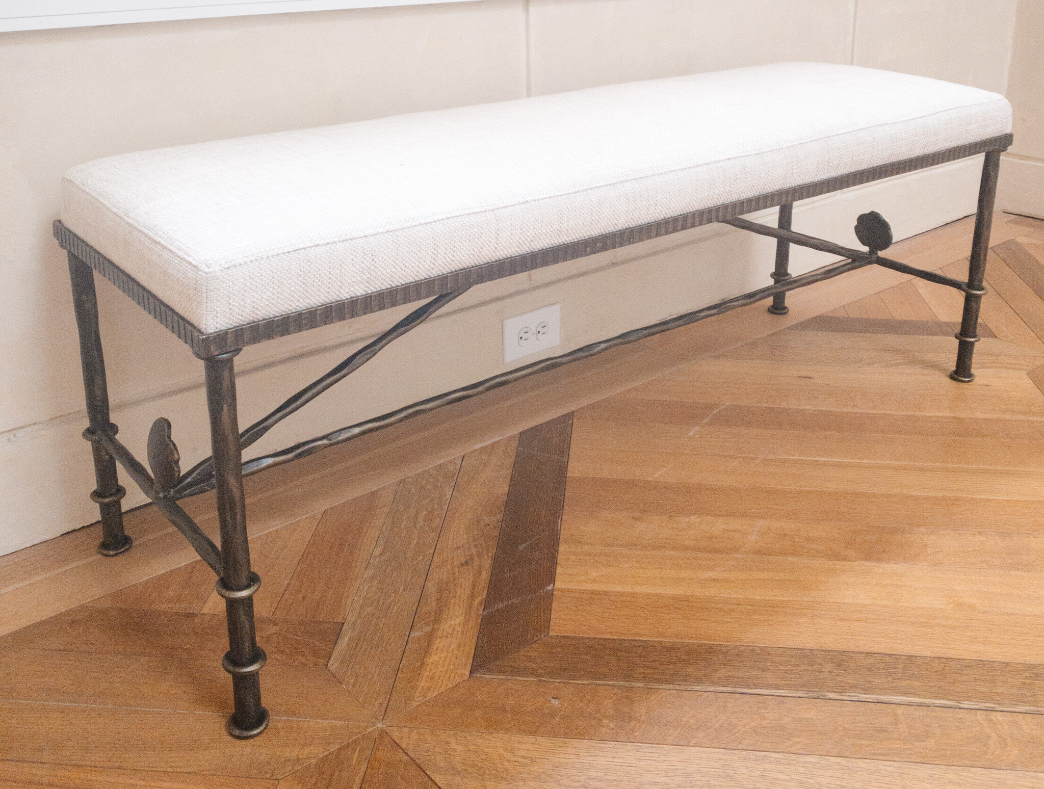 BENCHES — Mrs. Howard Personal Shopper