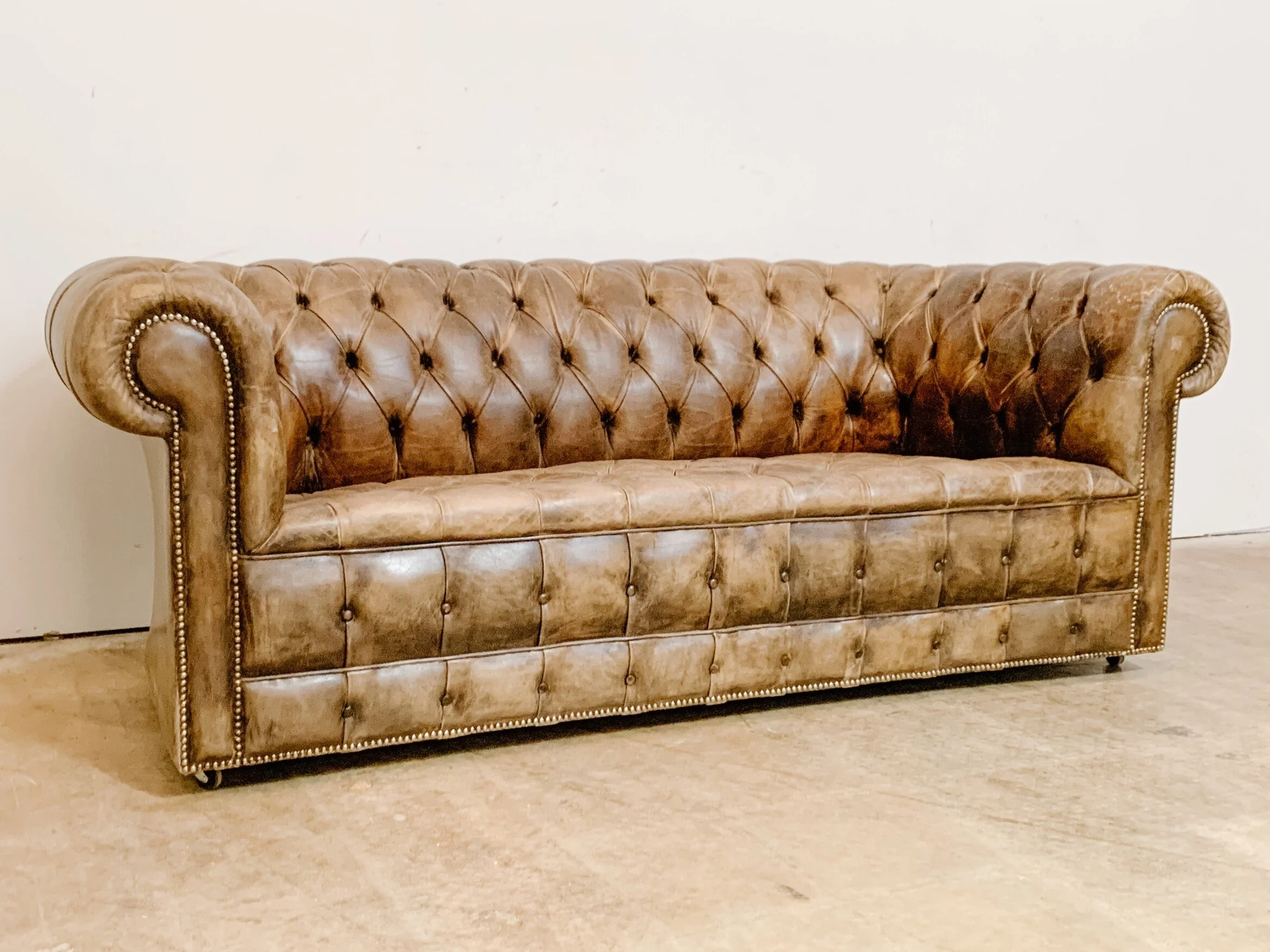 SOFAS, LOVESEATS & SETTEES — Mrs. Howard Personal Shopper