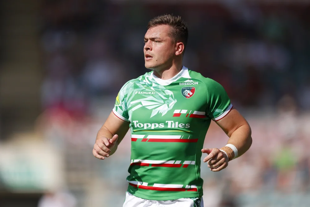 NEW CONTRACT: Harry Simmons resigns with Leicester Tigers ...