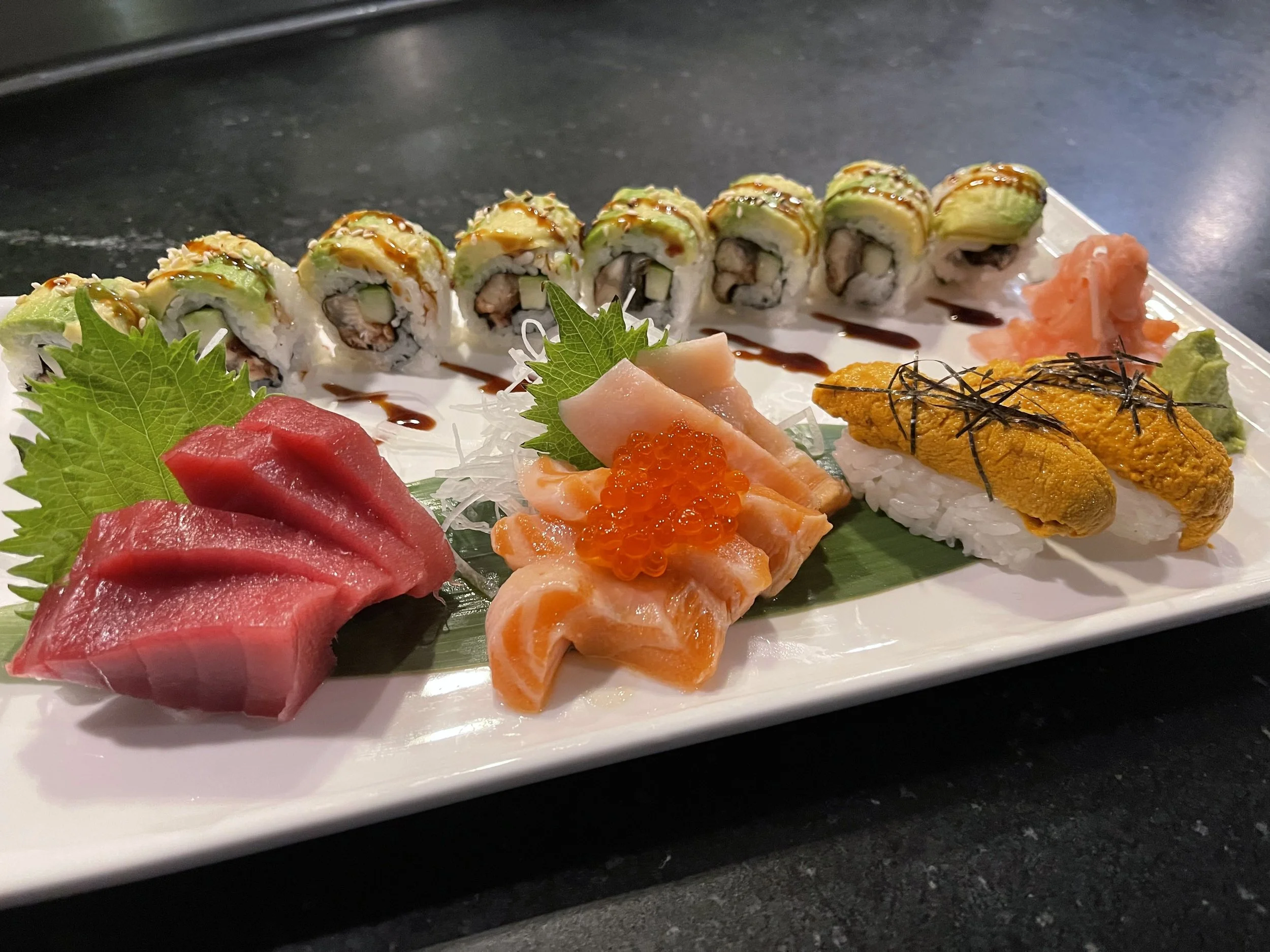 Sakura Restaurant & Bar