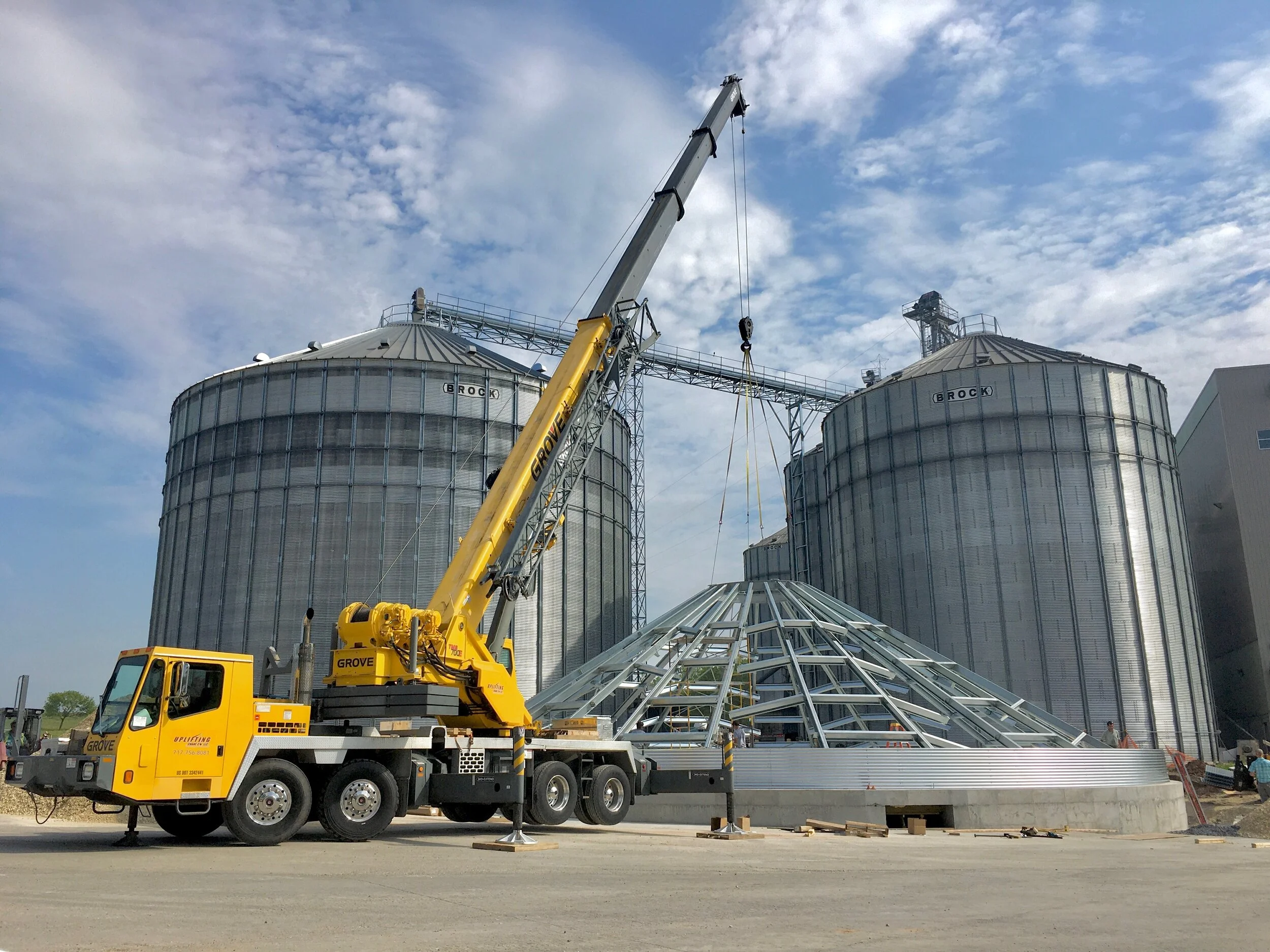 Uplifting Crane LLC - Crane Rental