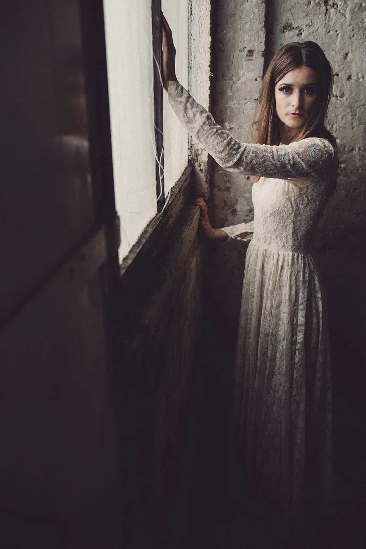 The Art of Minimalist Portrait Photography — Lashmar Creative Photography