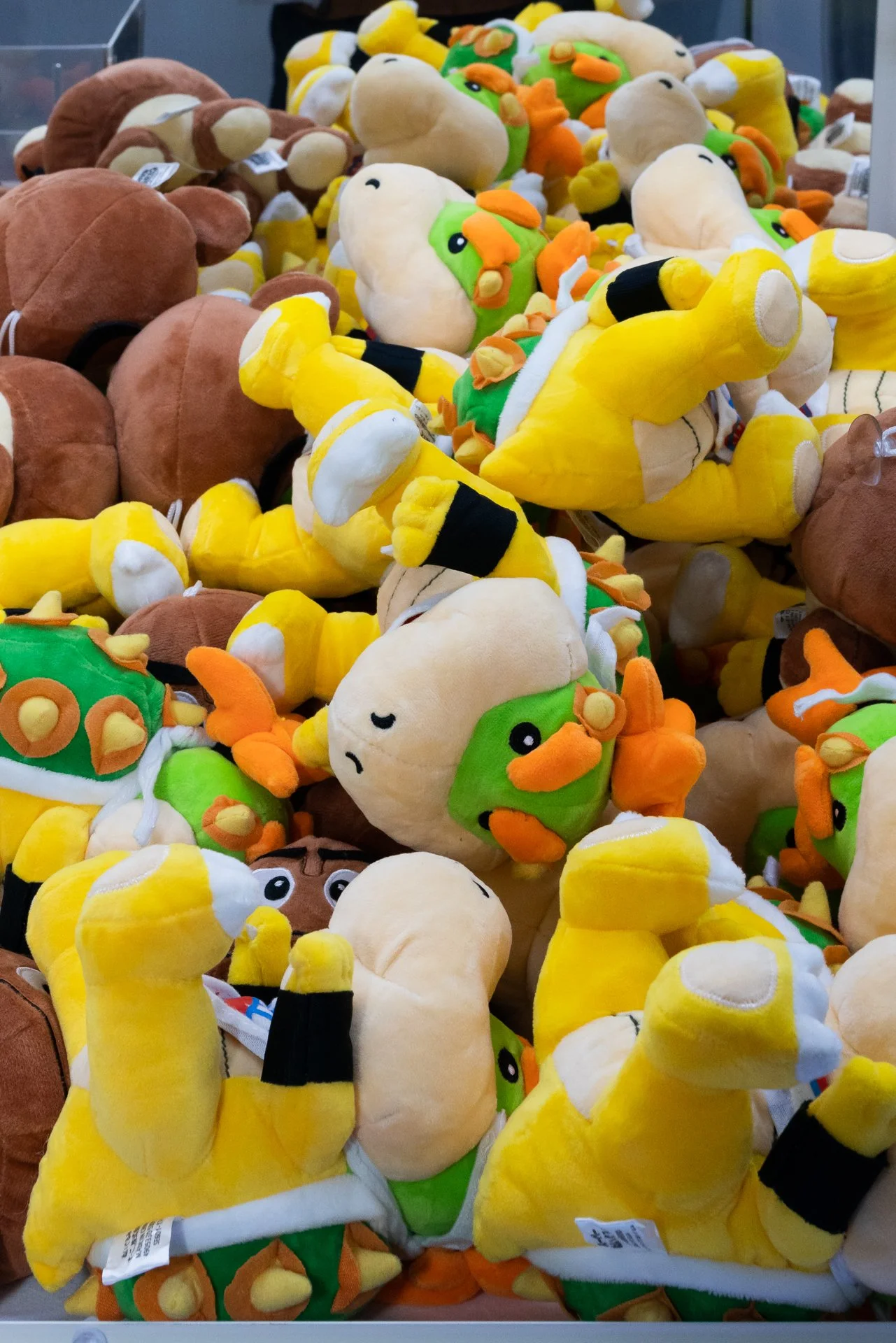 Business Spotlight: Stanley’s Claw Machines — Welcome to Chinatown