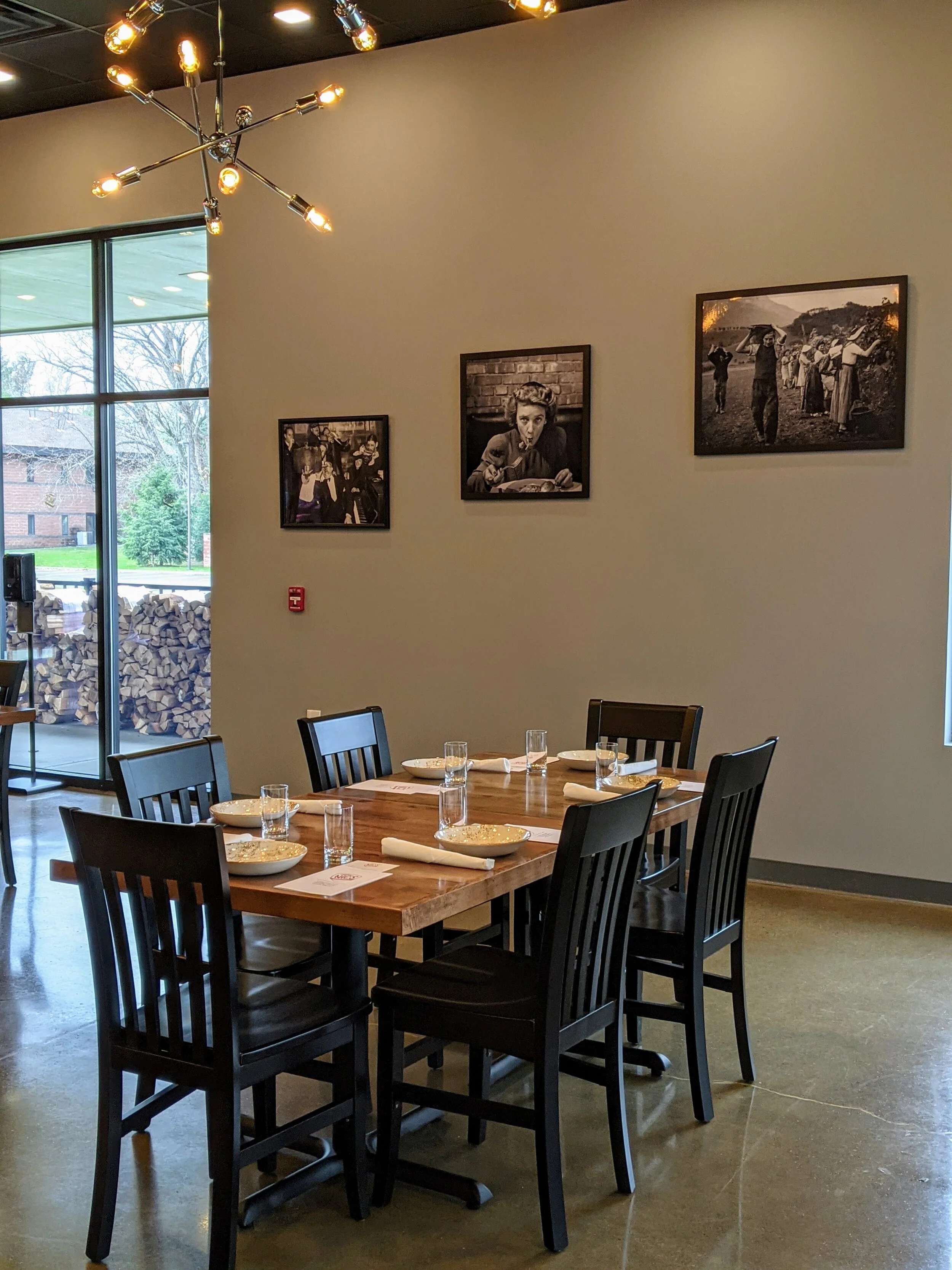 Nic's Trattoria, Contemporary Italian Restaurant